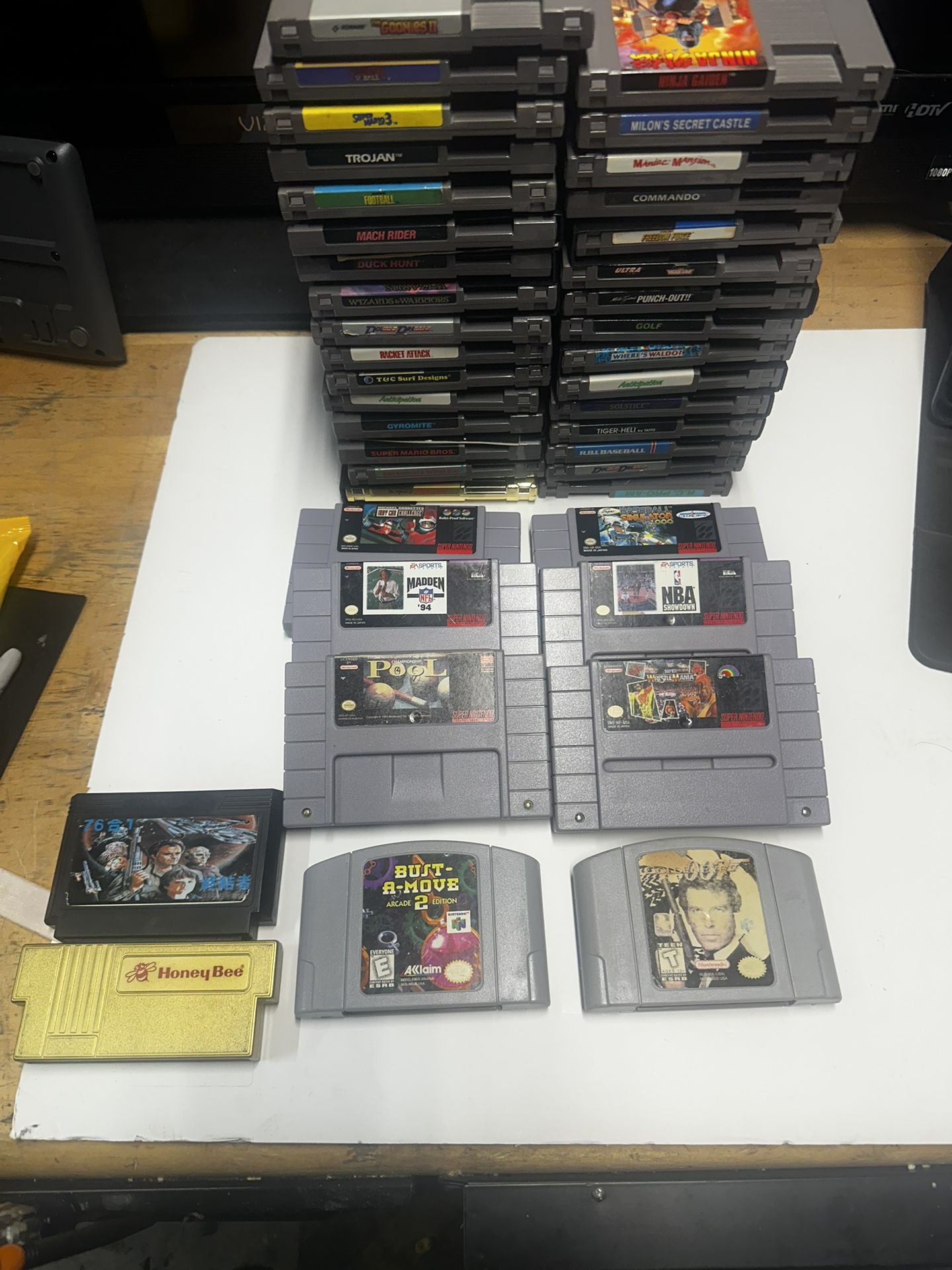 Lot NES & Nintendo 64 & Super Nintendo Games for Sale in Montebello, CA ...