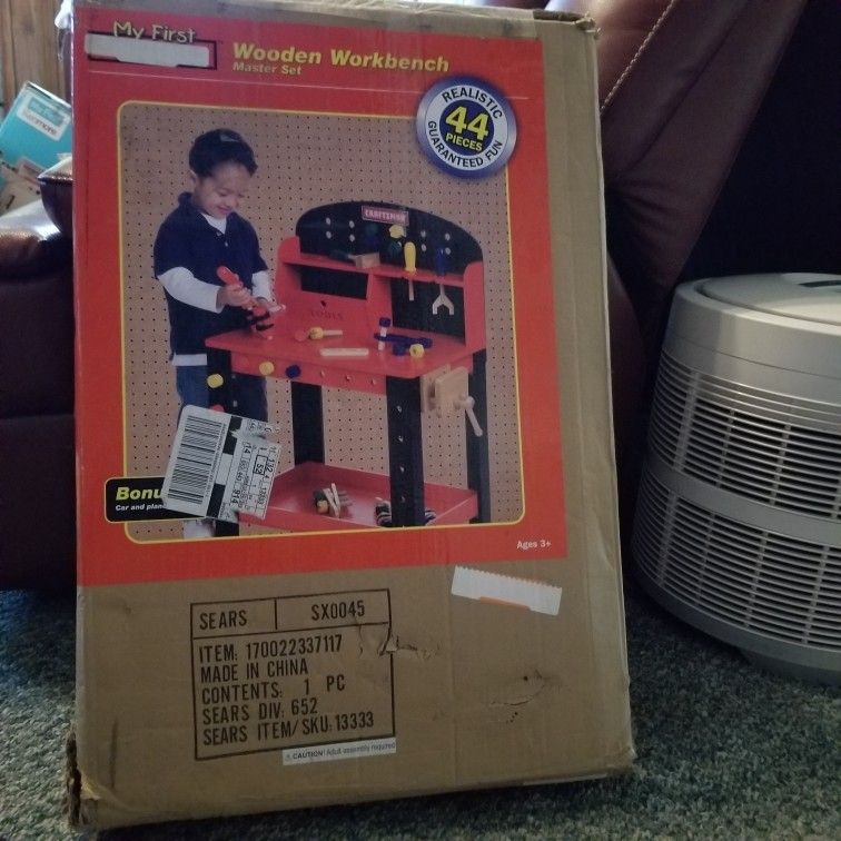 My First Craftsman Wooden Workbench Master 44 pc Set Toy for Sale in ...