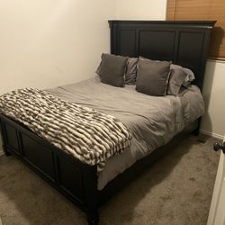Greensburg bedroom set store