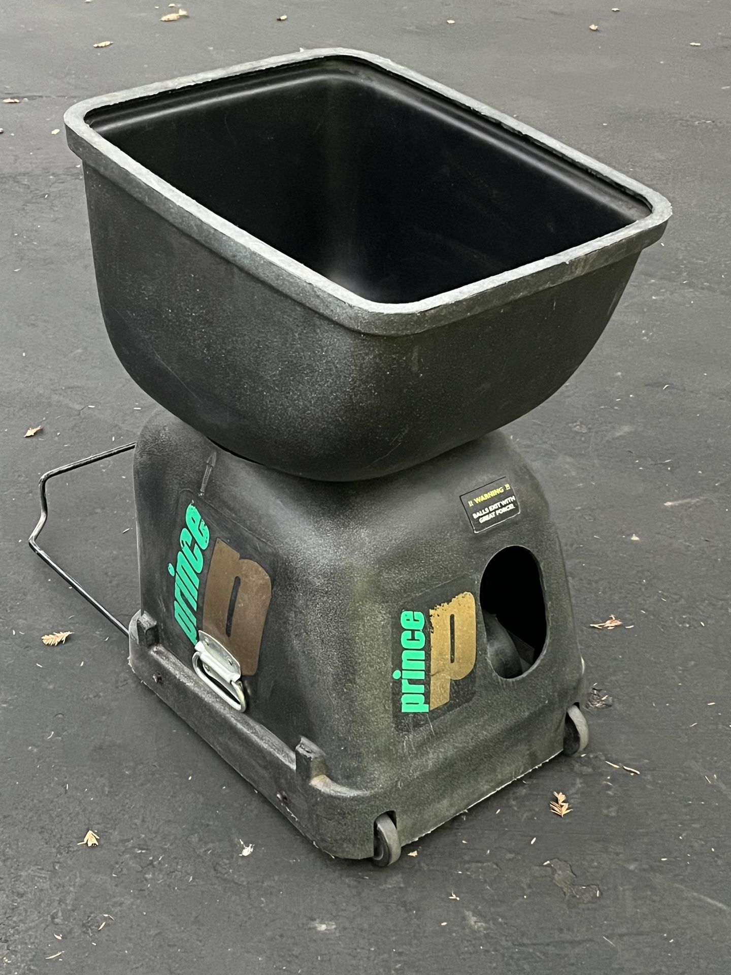 Prince Tennis Ball Machine *DEAD* for Sale in San Jose, CA - OfferUp