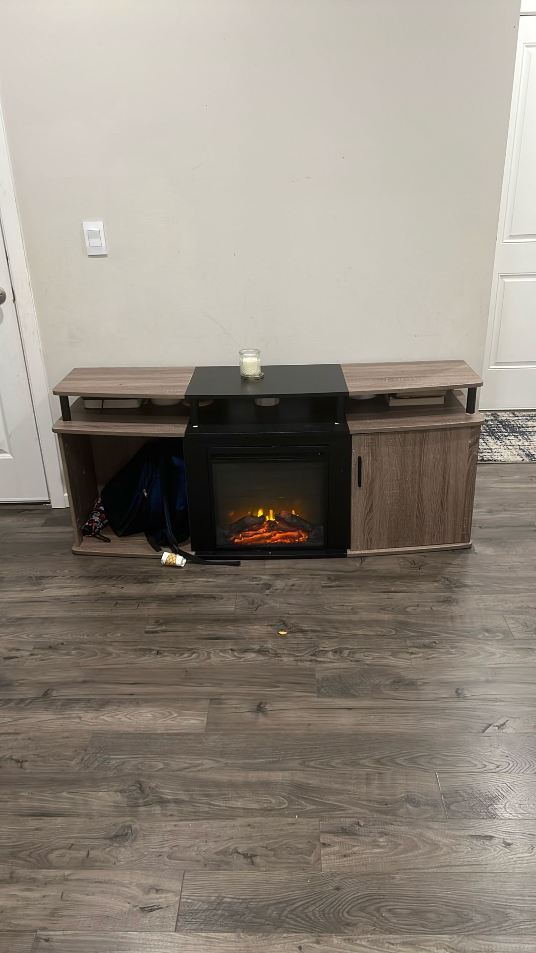 Nice TV Stand With Fire Place for Sale in Puyallup, WA - OfferUp