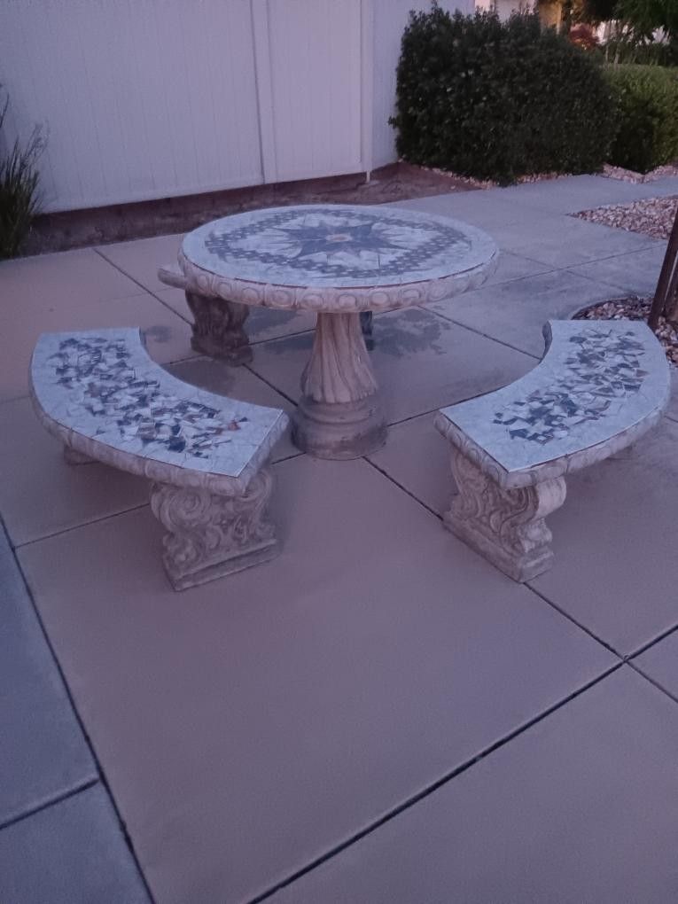 Hand Painted Stone Outdoor Table for Sale in Manteca, CA - OfferUp