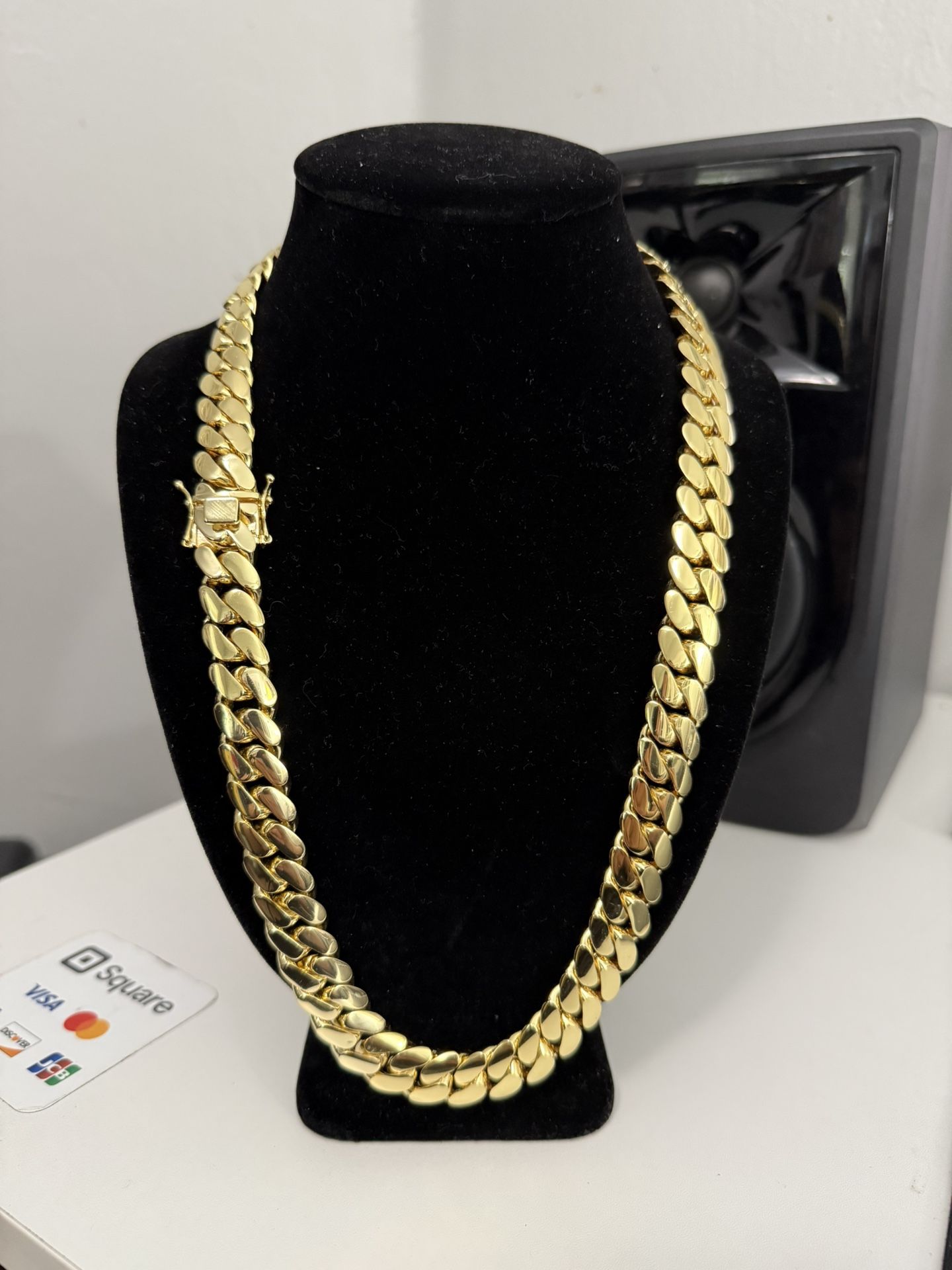15mm Cuban Link Chain – 26” Default (Also 20”, 22”, 24”) for Sale in ...