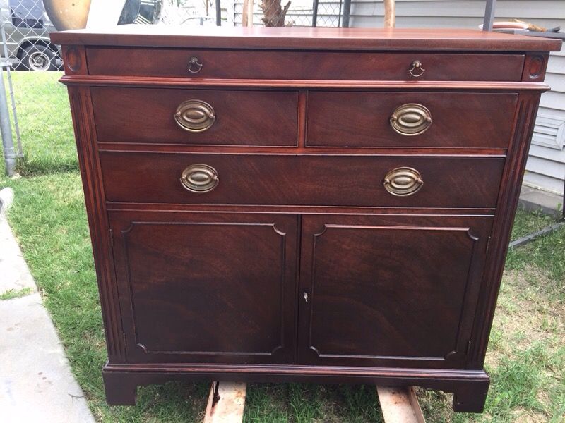 Drexel Travis Court Buffet with serving tray for Sale in Vernon, CA ...