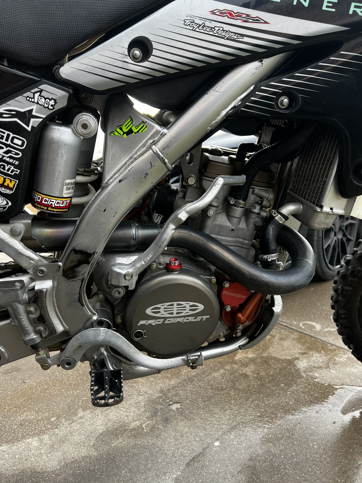 2005 Kawasaki Kx250 for Sale in Needles, CA - OfferUp