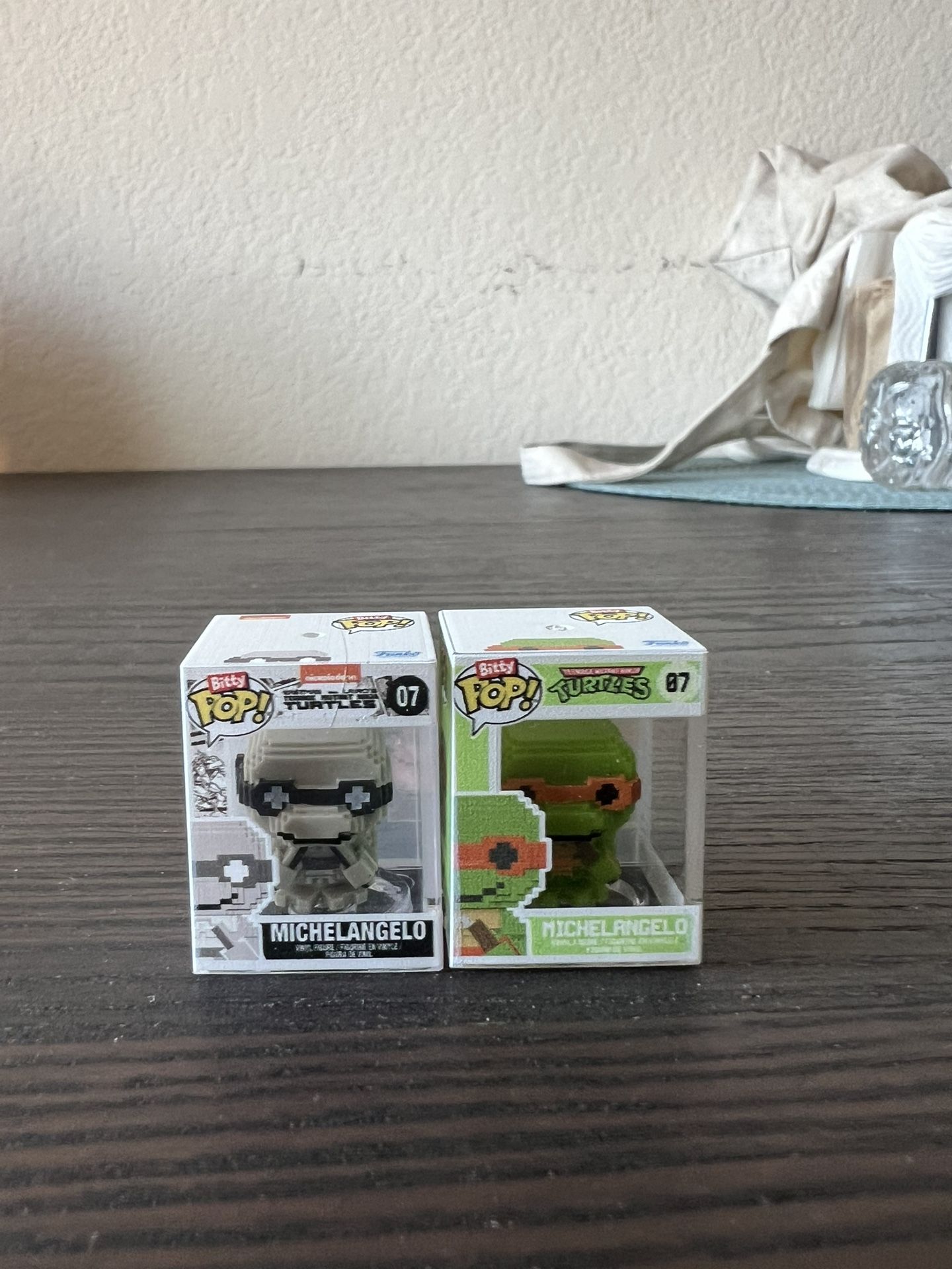 2 CHASE 8-Bit Michelangelo #07 Funko Bitty Pops 4K PIECE TMNT B&W Ninja ...