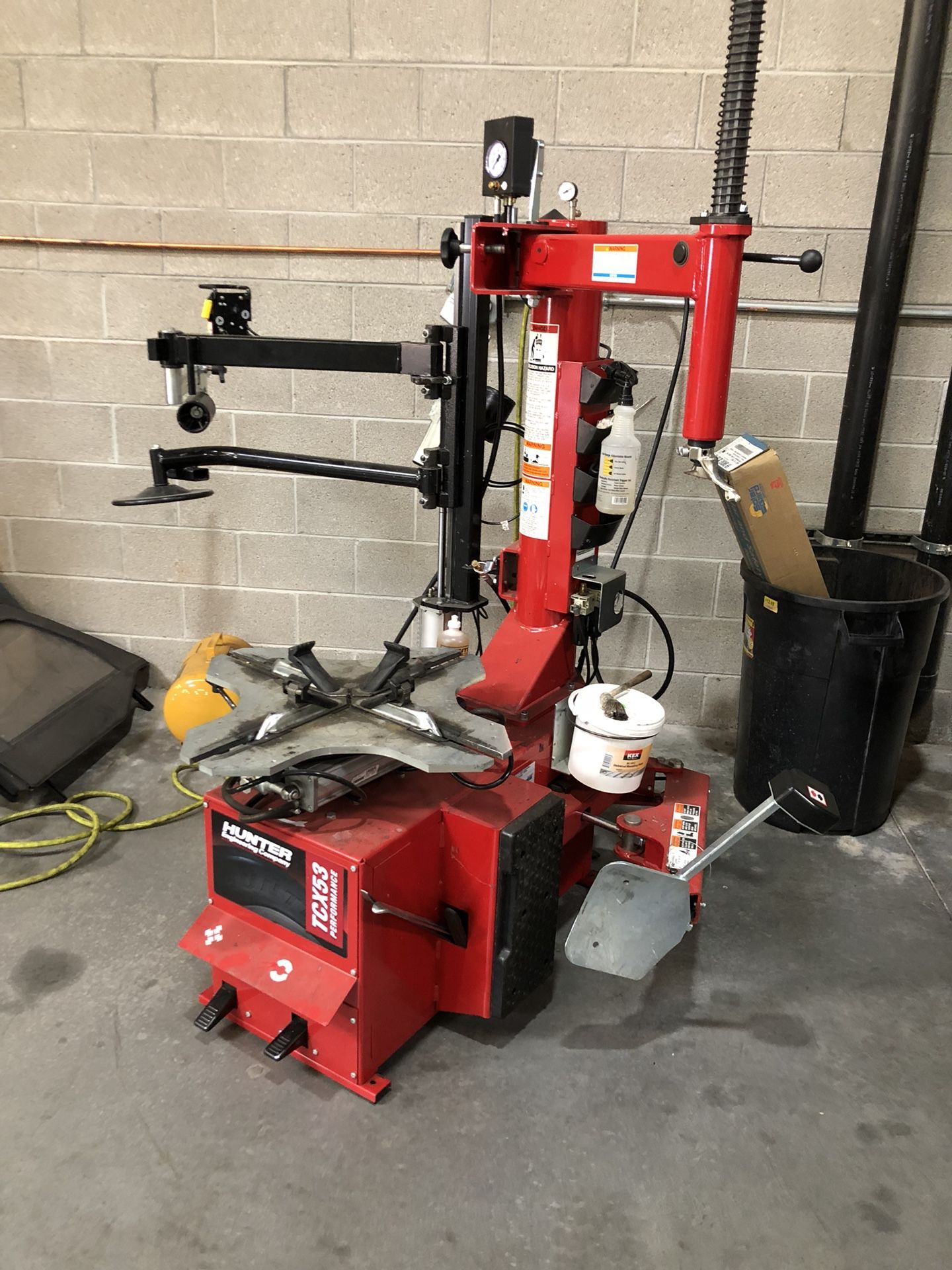 Hunter TCX53 tire machine for Sale in Mesa, AZ - OfferUp