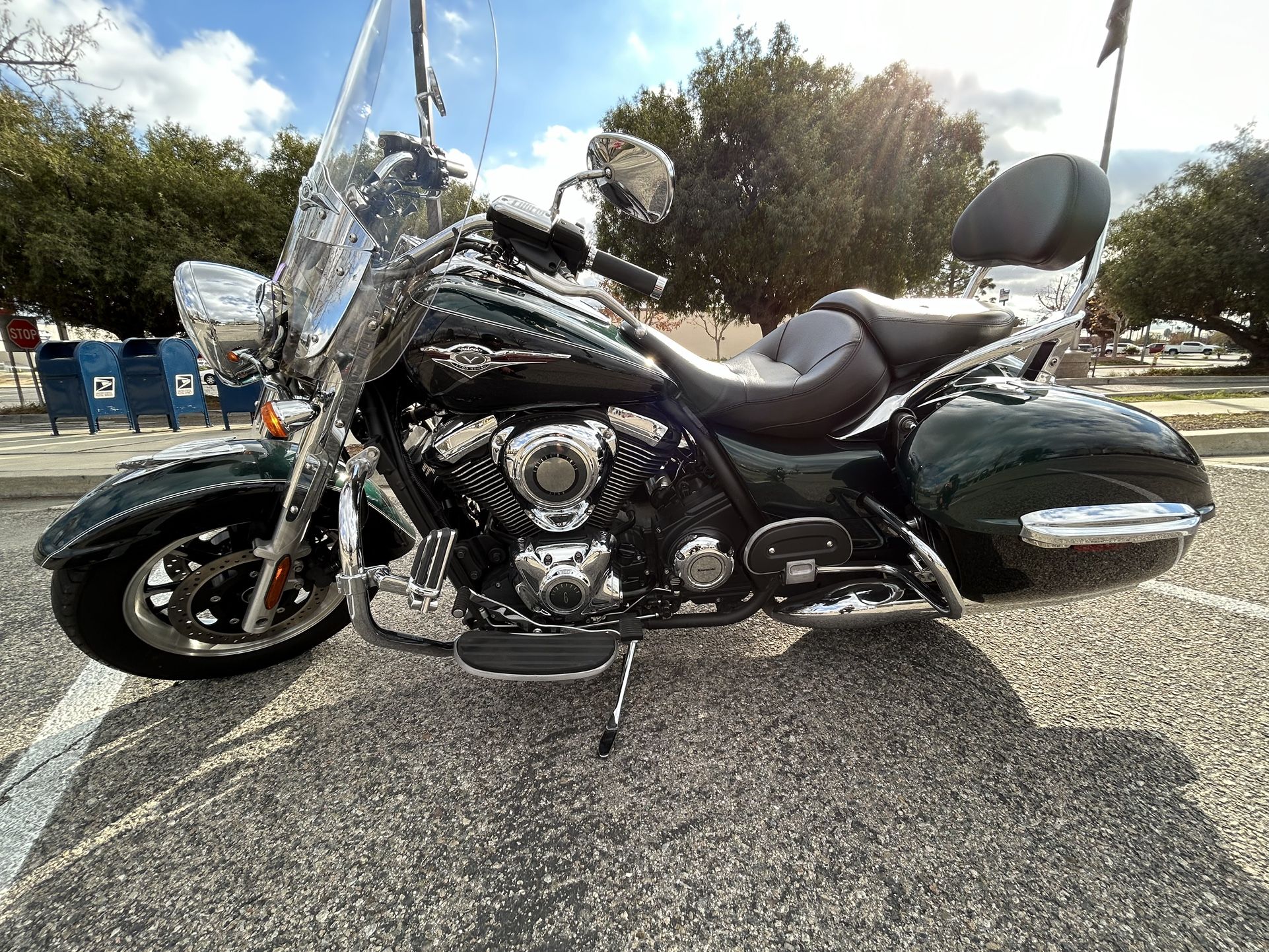 2012 Kawasaki Vulcan Nomad 1700 for Sale in Hemet, CA - OfferUp