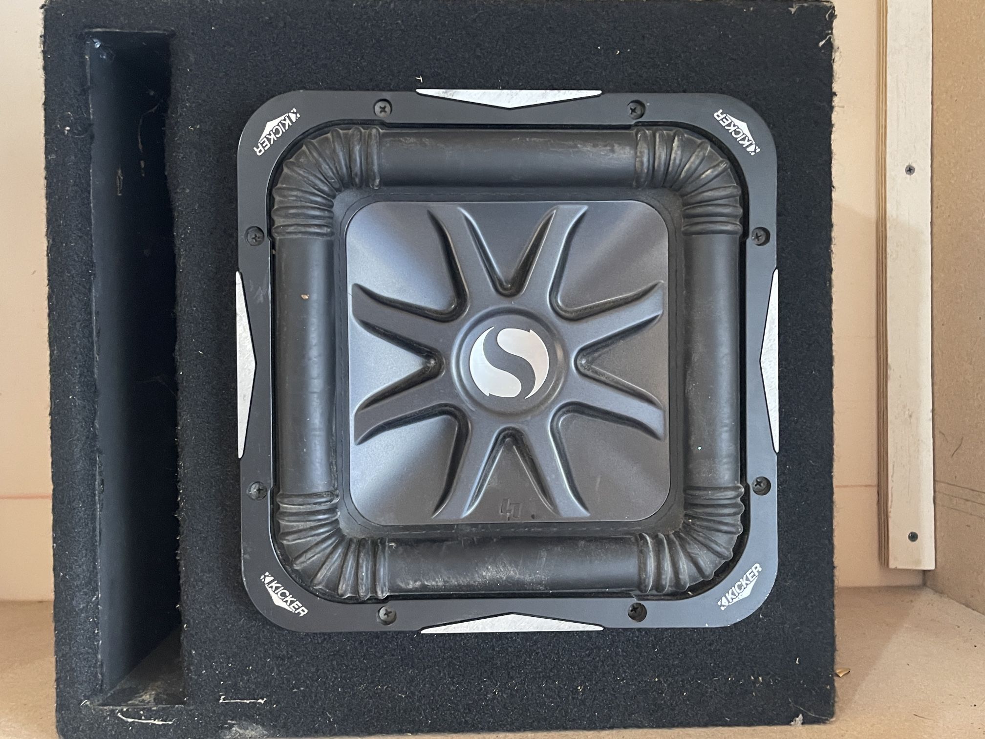 Kicker L7 12” Square for Sale in Tracy, CA - OfferUp