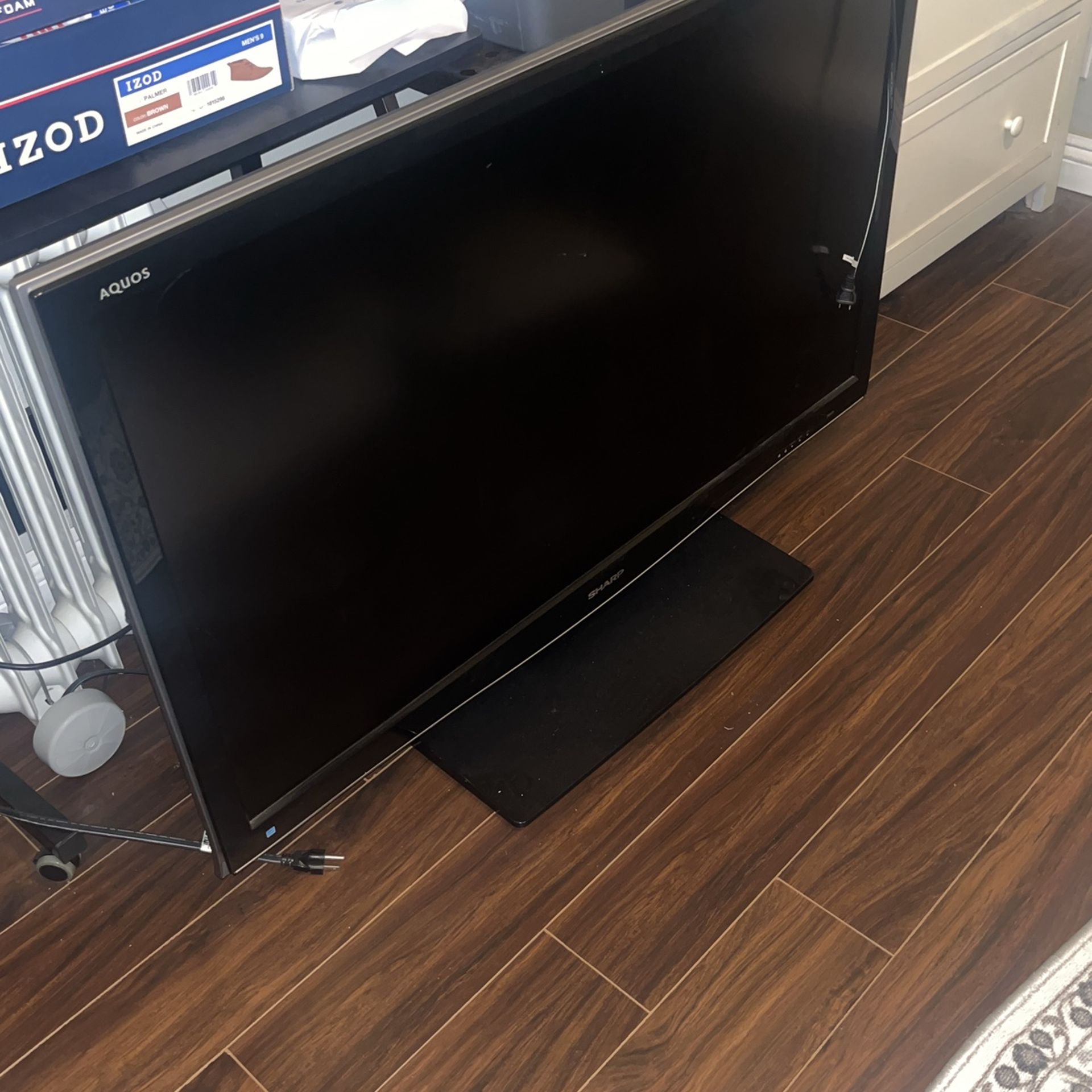 Sharp Tv 46 Inch for Sale in Westminster, CA - OfferUp
