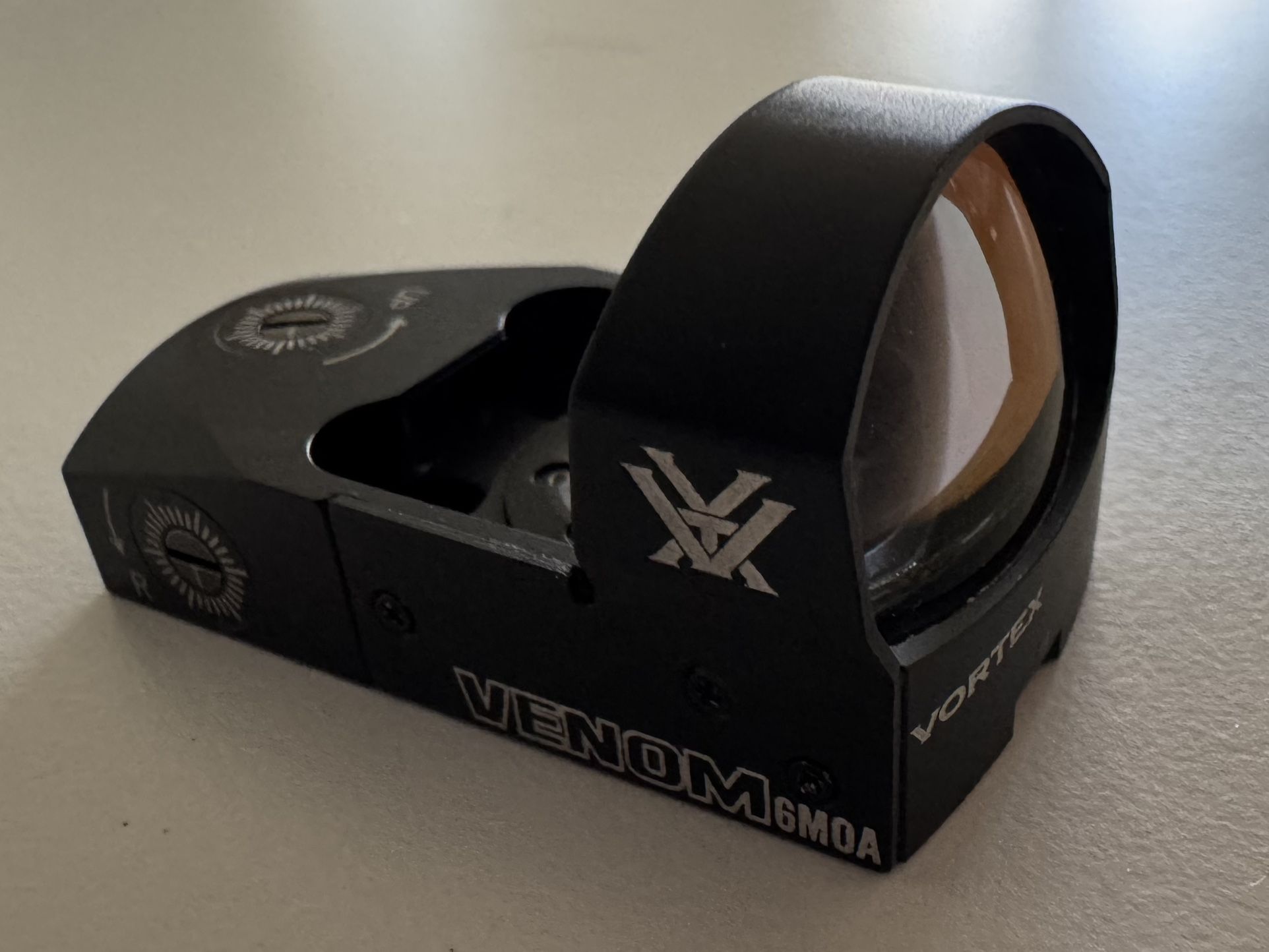 Vortex Venom 6 MOA Red Dot for Sale in Sterling, VA - OfferUp