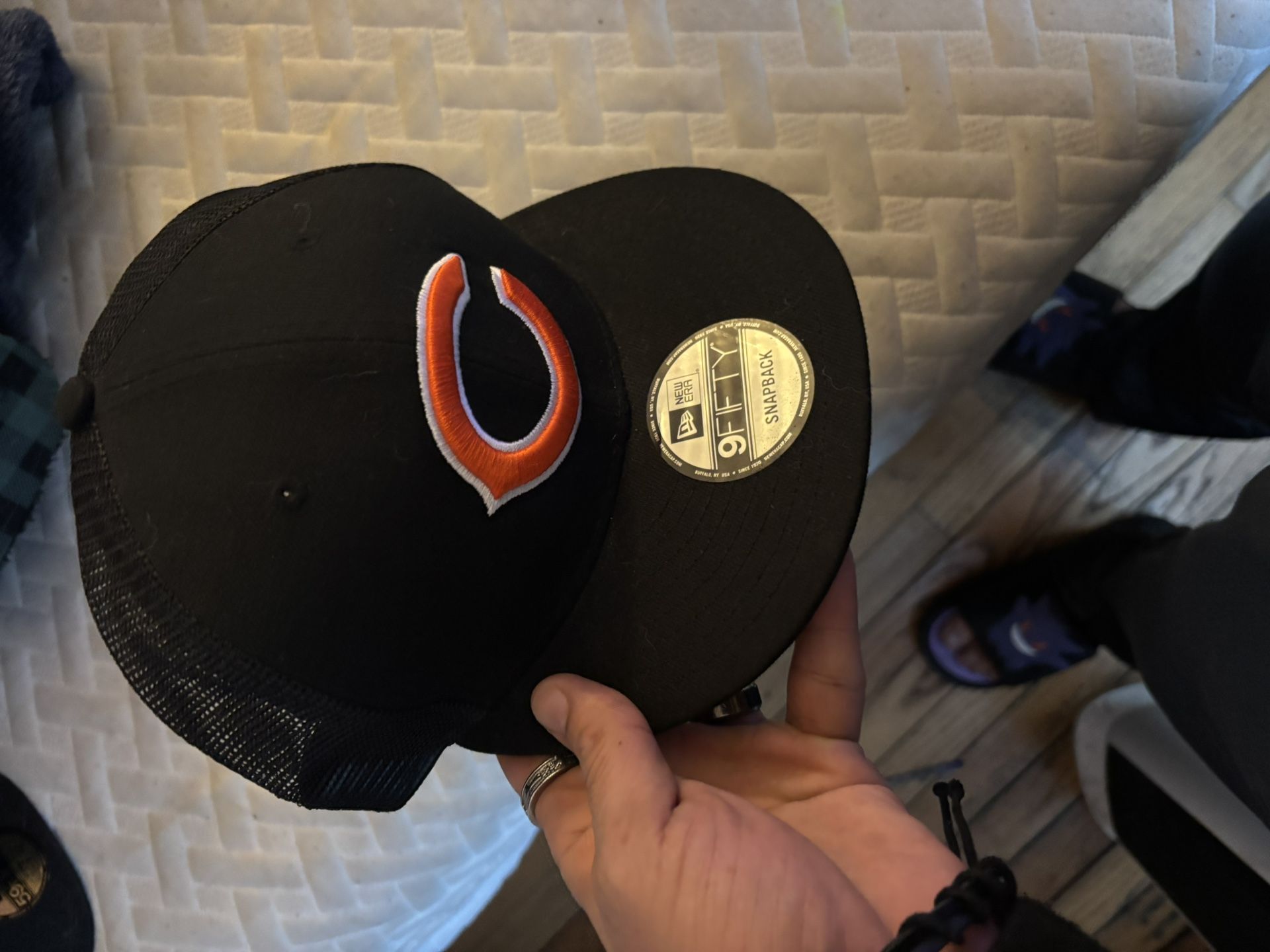 Black Chicago Bears Fitted Hat Size 9 for Sale in Poughkeepsie, NY ...