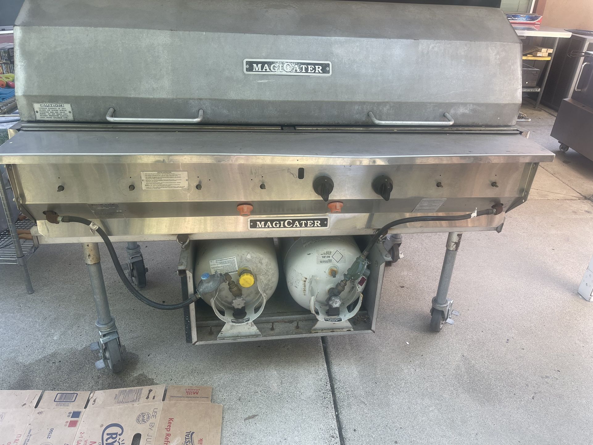 MagiCater Commercial Bbq Girl With Propane for Sale in Sacramento, CA ...