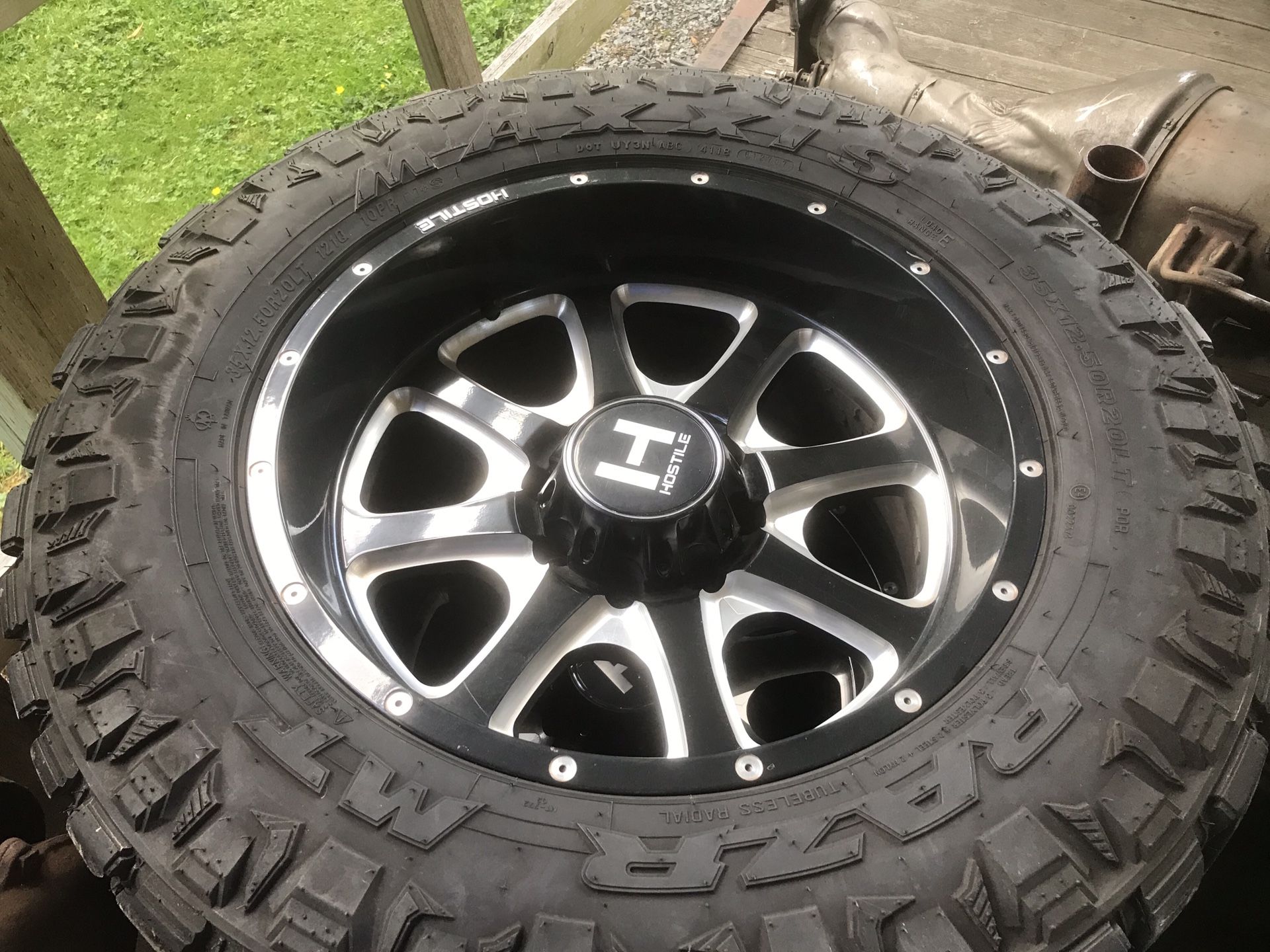 2016 Ram 2500 Hostile wheels & Maxxis Razr MT 35 12.5 20 wheels and ...