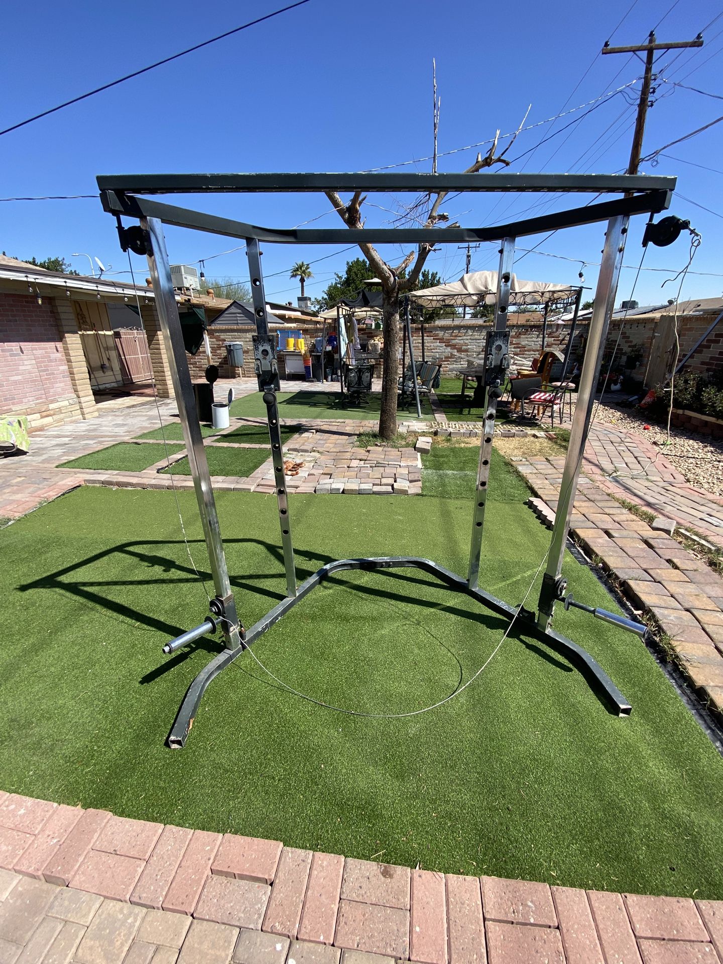 Cable Cage Without Weight For Weight Lifting for Sale in Phoenix, AZ ...