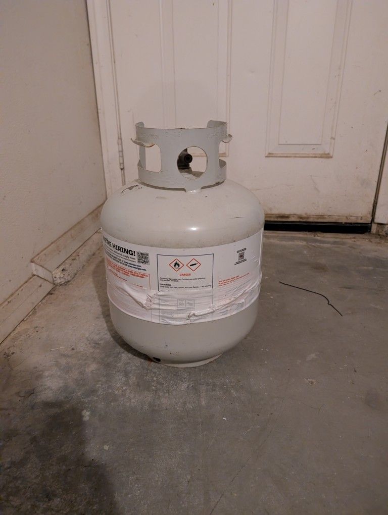 Propane Tank for Sale in Victorville, CA - OfferUp