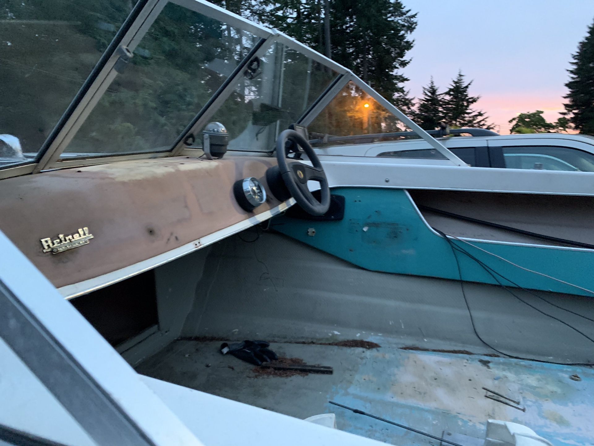 17’ Reinell Boat with Trailer, Evinrude Motor for Sale in Black Diamond ...