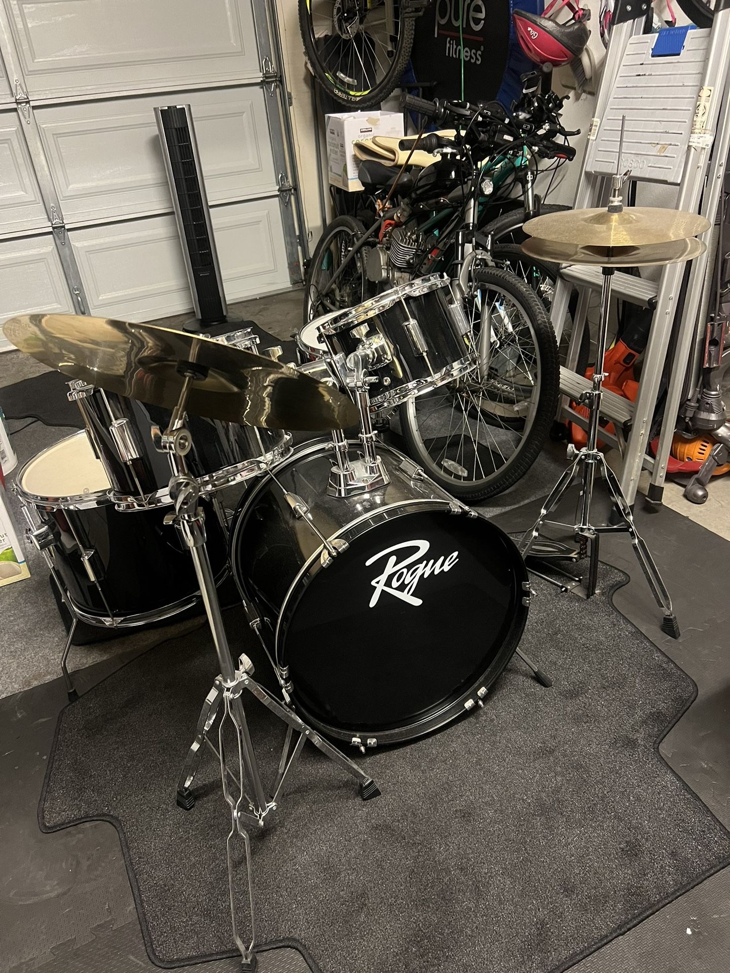 Rogue Junior Kicker 5-Piece Drum Set Black for Sale in Irvine, CA - OfferUp