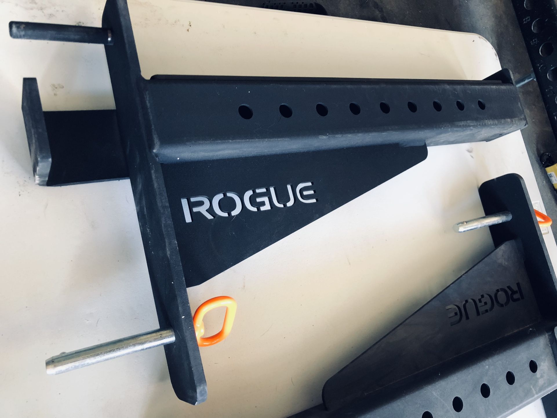 New Rogue Fitness SAML-24 MONSTER LITE SAFETY SPOTTER ARMS (PAIR) for ...