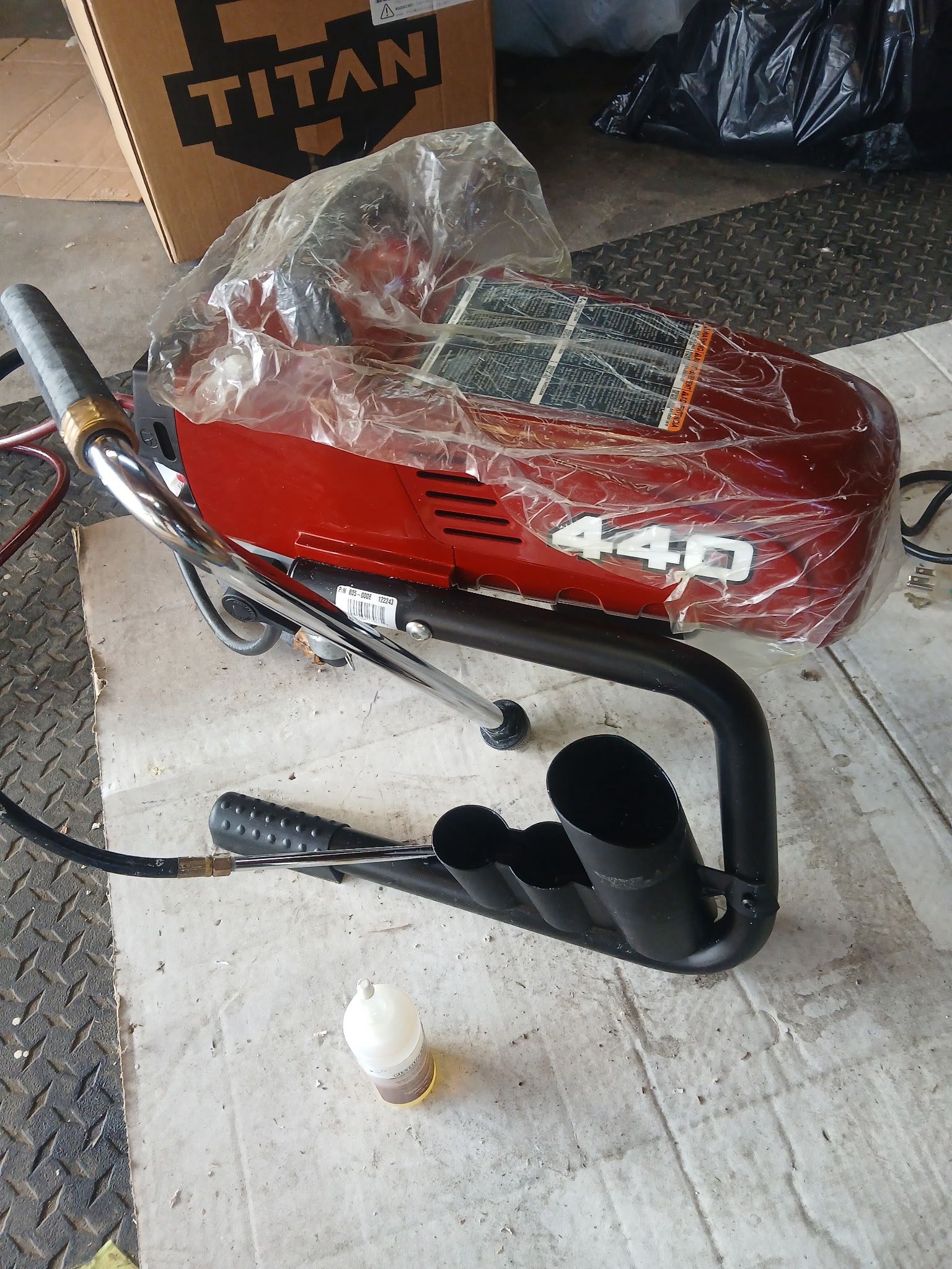 Titan 440 Skid Airless Sprayer for Sale in La Verne, CA - OfferUp