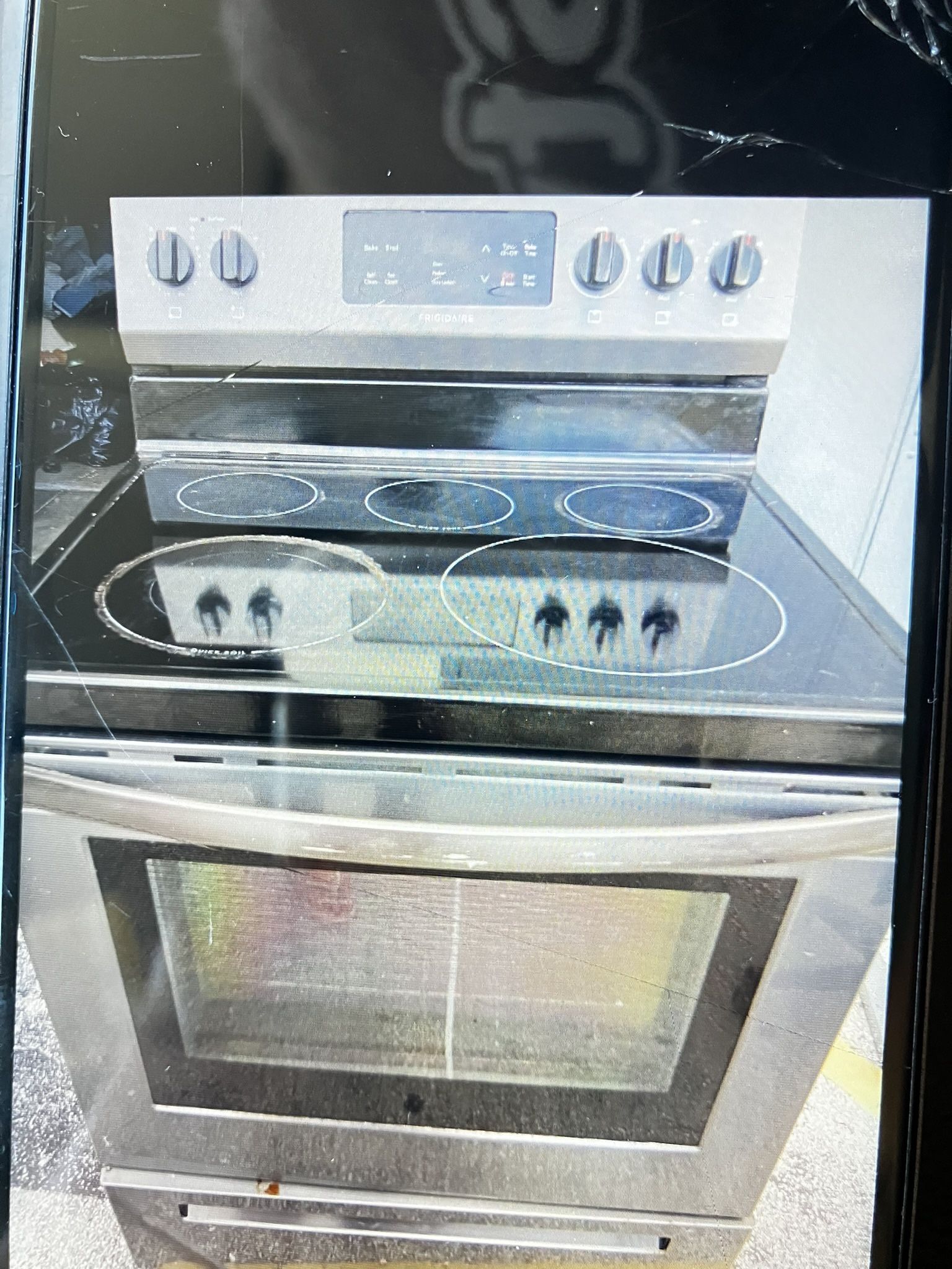 Moving Must Go Today (Monday) January 19 2026. Stove for Sale in ...