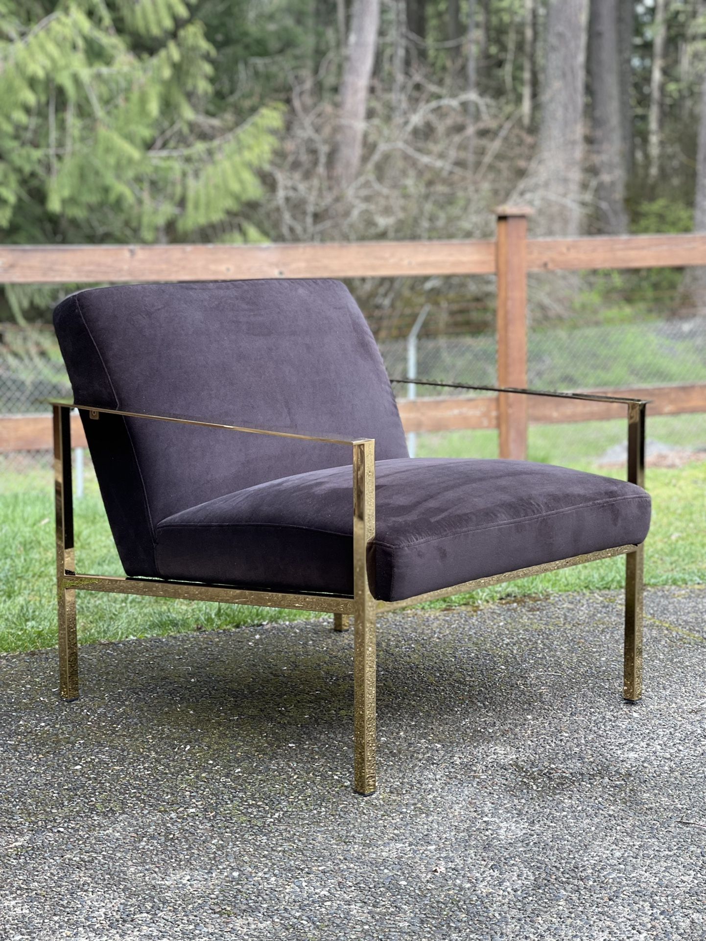 Mid Century Modern CB2 CUE CARBON CHAIR . for Sale in Tacoma, WA - OfferUp