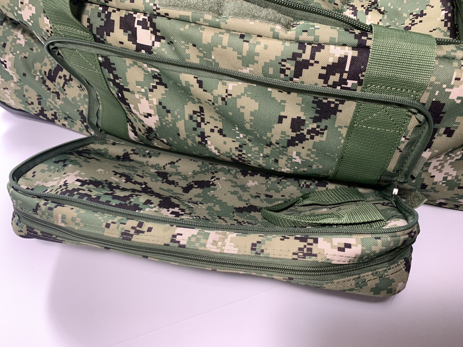 US Navy Large Duffle Bag Green Digital Camo Duffel AOR2 for Sale in ...