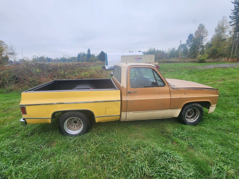 86 Chevy Short Box Trade? for Sale in Ethel, WA - OfferUp