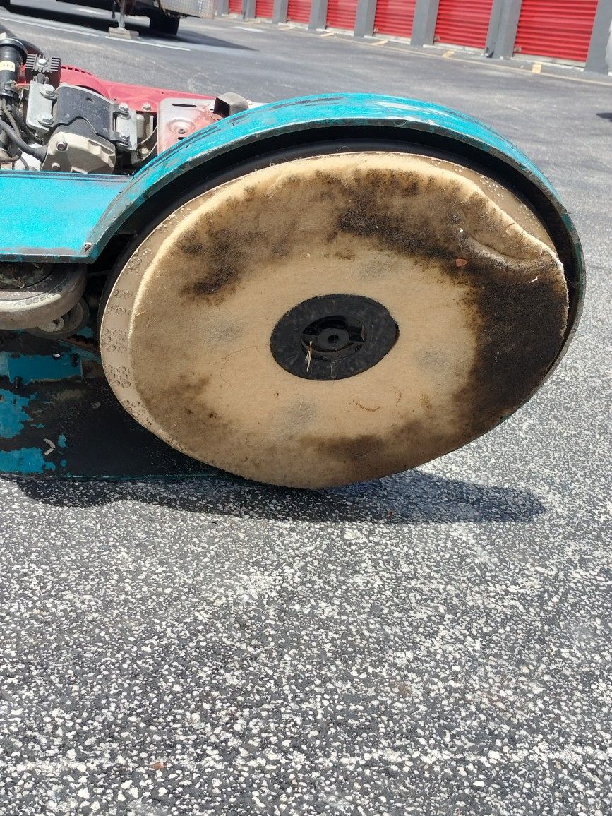 Honda Propane Burnisher