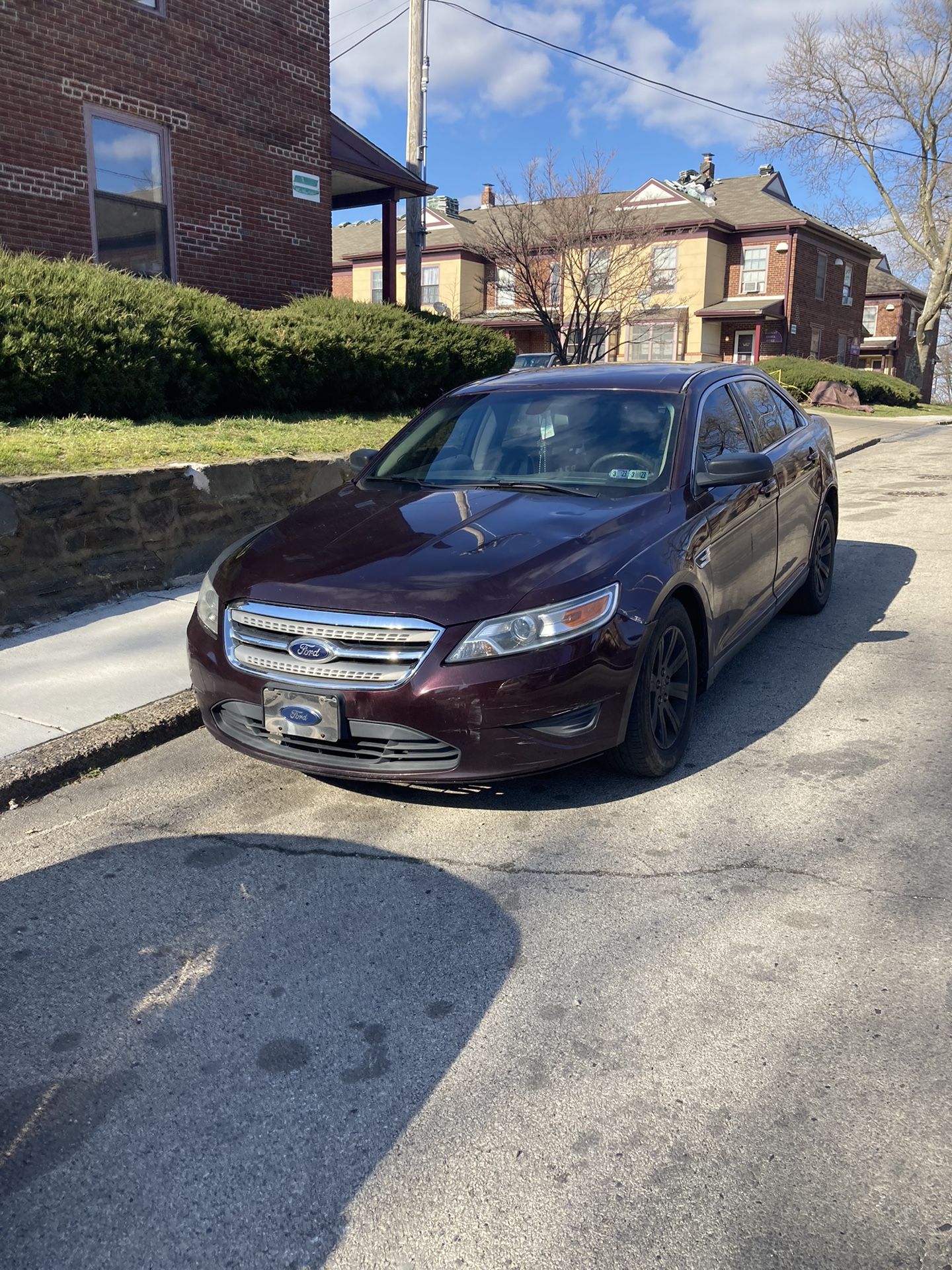 2012 Ford Taurus for Sale in Philadelphia, PA - OfferUp