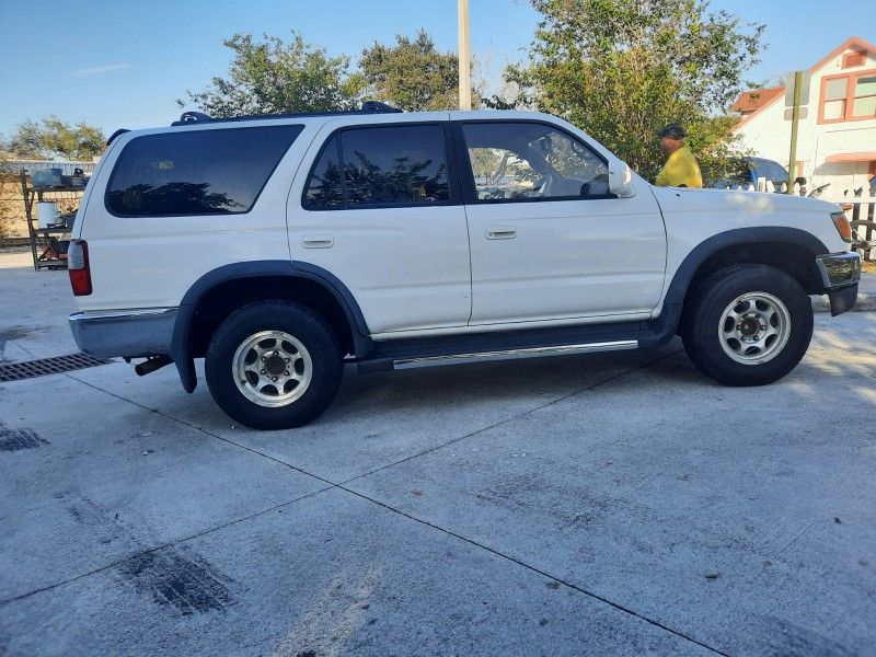 1997 Toyota 4Runner for Sale in West Palm Beach, FL - OfferUp