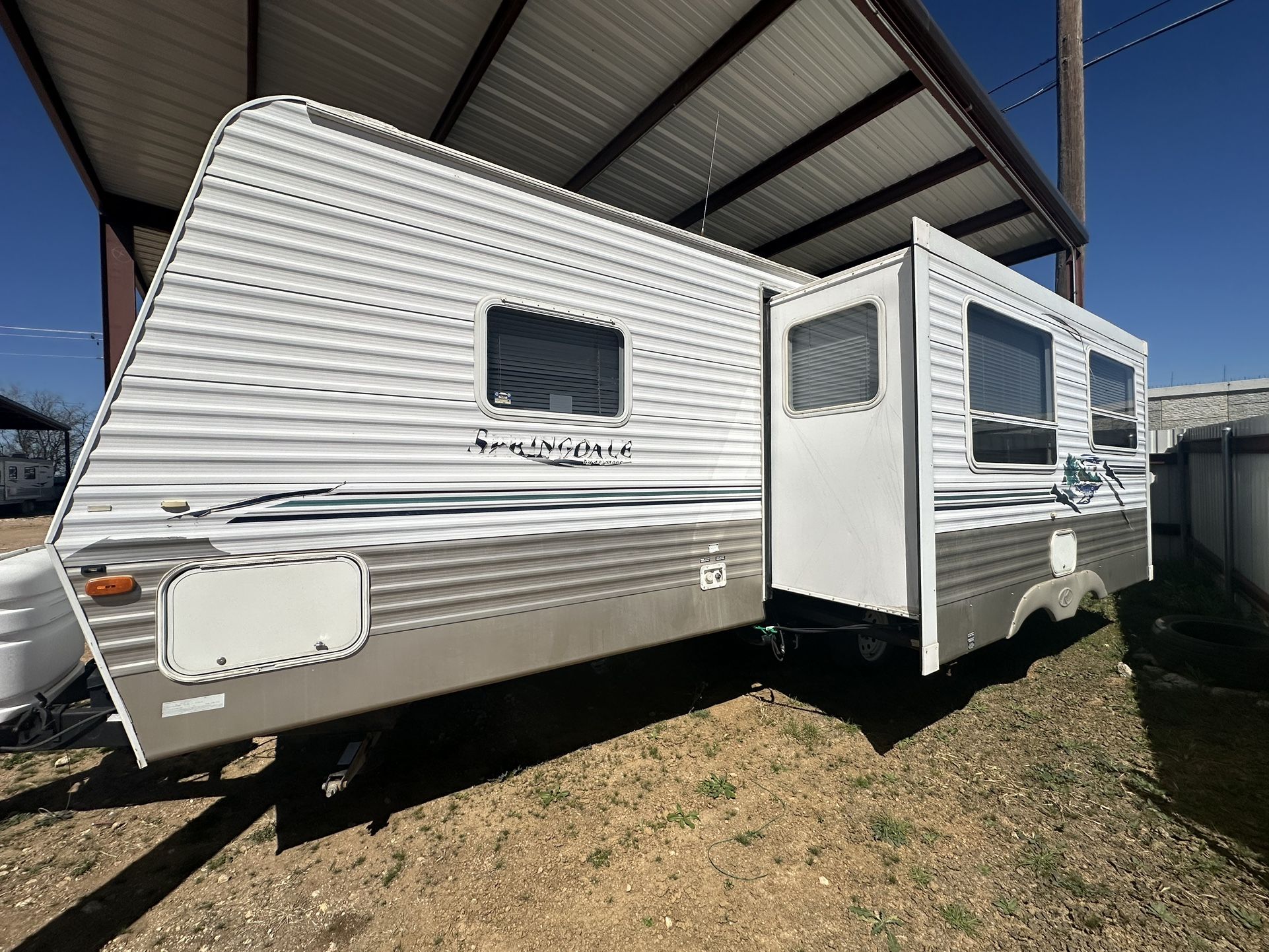 2005 Springdale 266RLL Travel Trailer with Slideout for Sale in Leander ...
