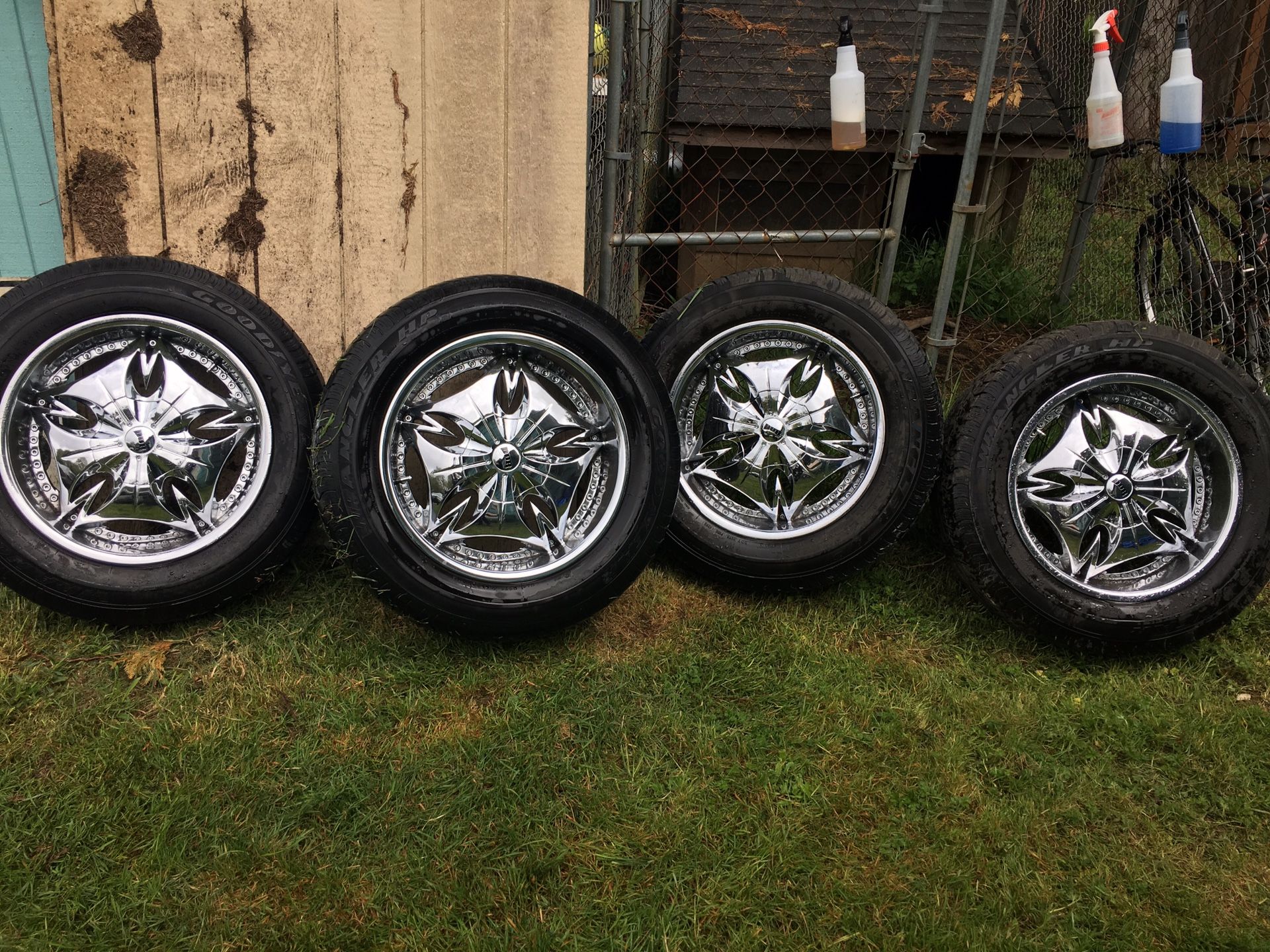 5 lug wheel pattern/ dub wheels DODGE for Sale in Aberdeen, WA - OfferUp