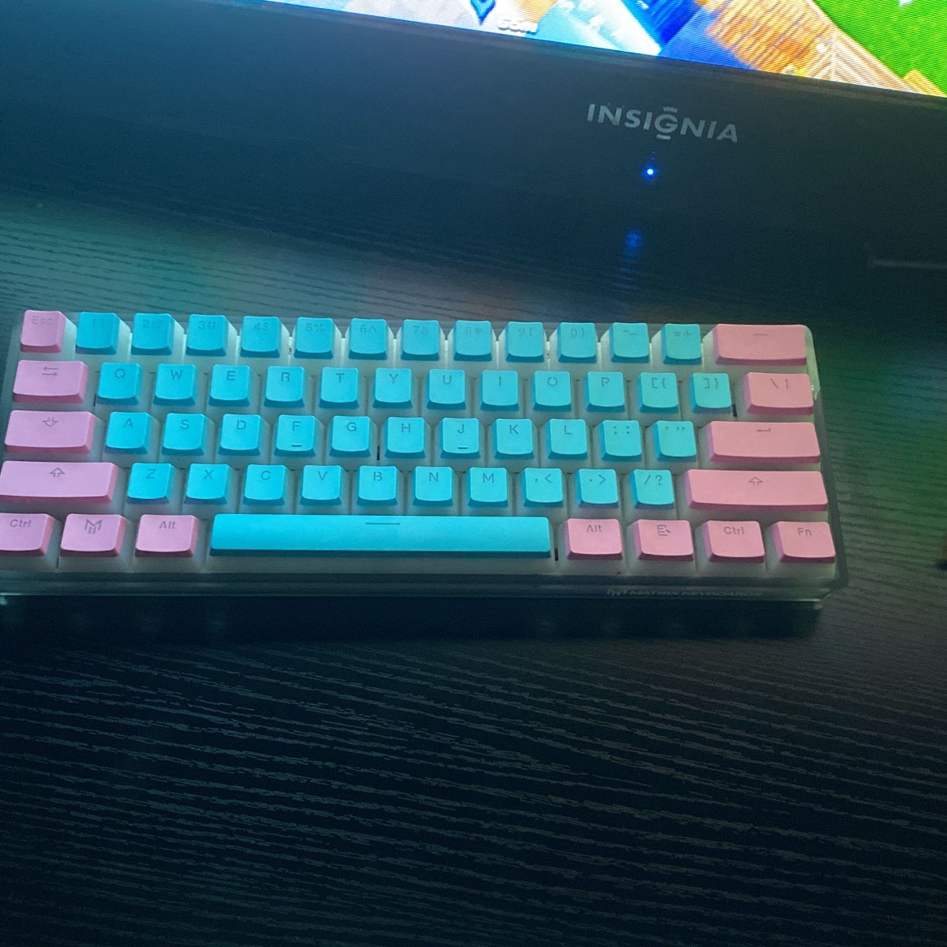 Clix Keyboard for Sale in San Antonio, TX - OfferUp