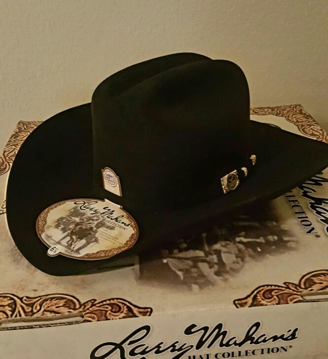 TEJANAS LARRY MAHAN for Sale in El Paso, TX - OfferUp