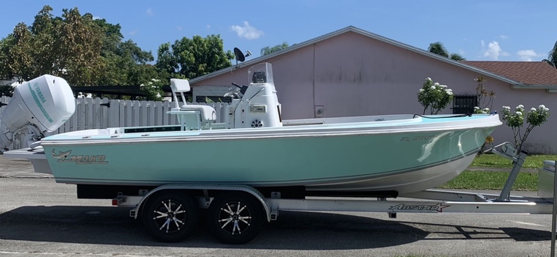 Mako 22’ Hull Only for Sale in Miami, FL - OfferUp