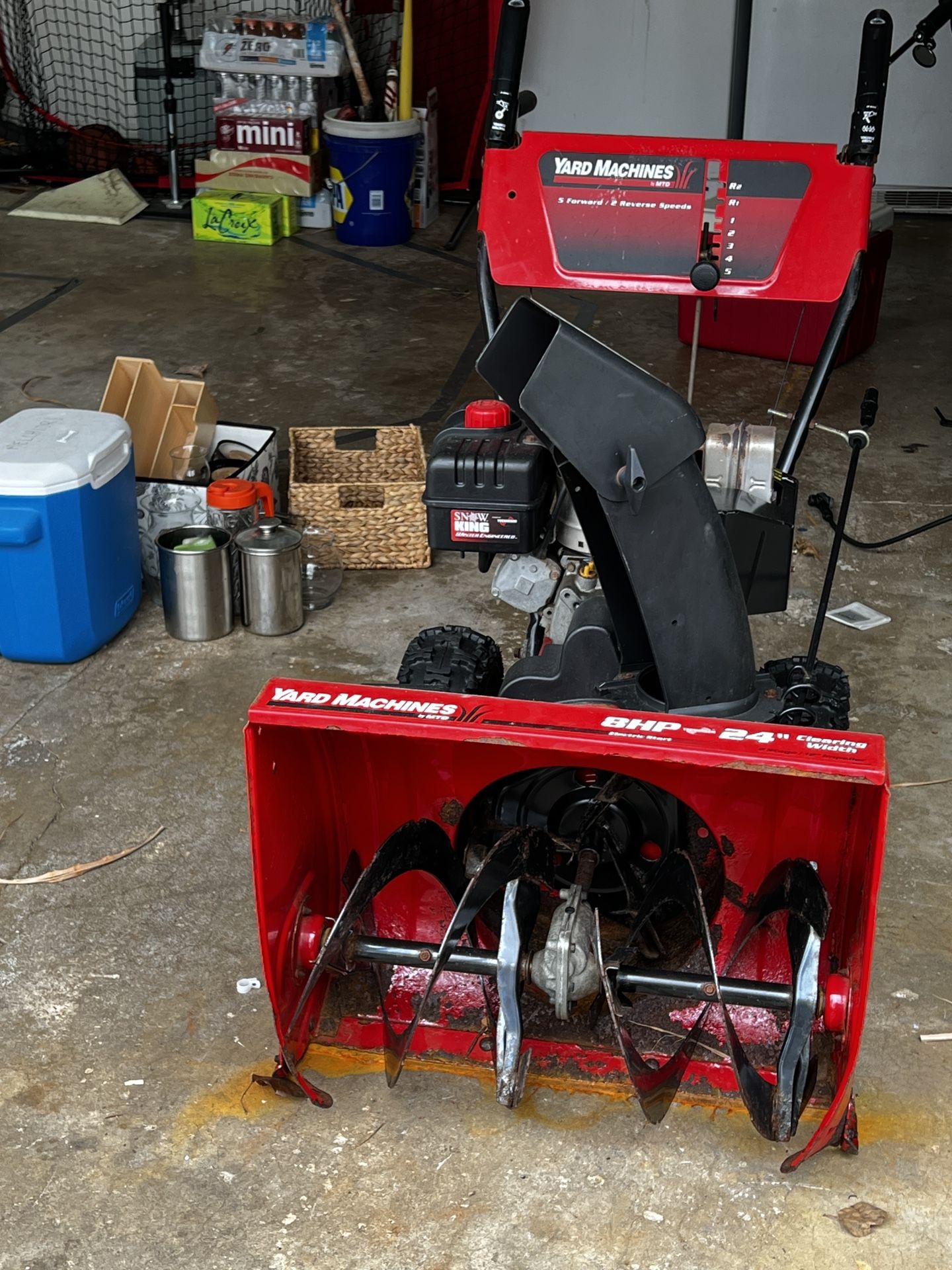 Snowblower - 8hp / 24” Clearing Width for Sale in Naperville, IL - OfferUp