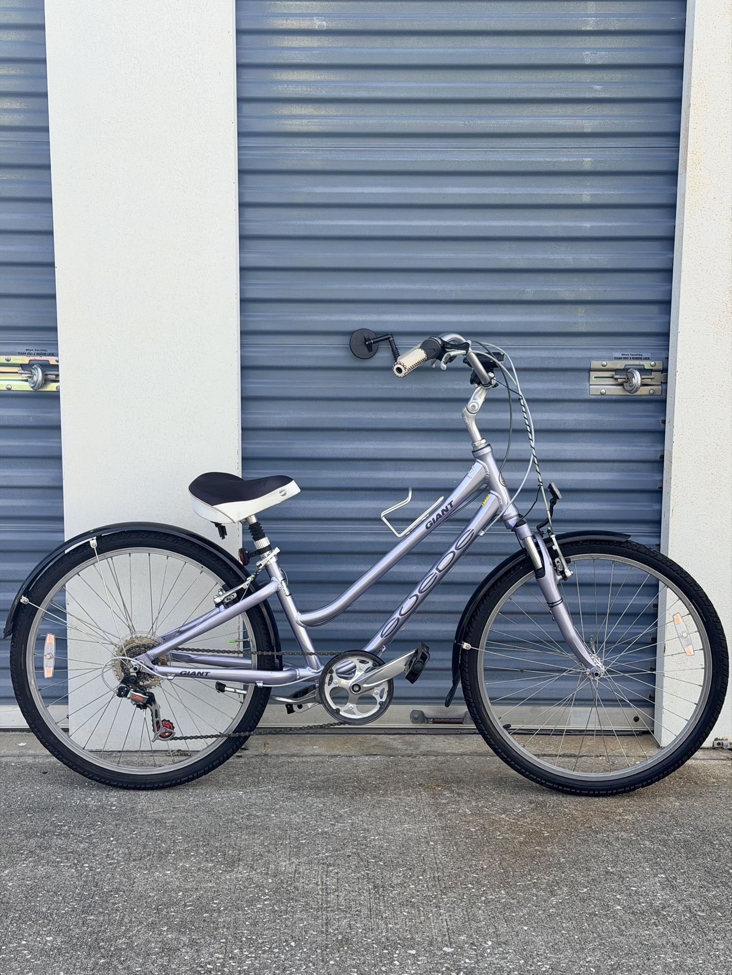 Giant Suede Comfort/Cruiser Bike 26” for Sale in Orlando, FL - OfferUp