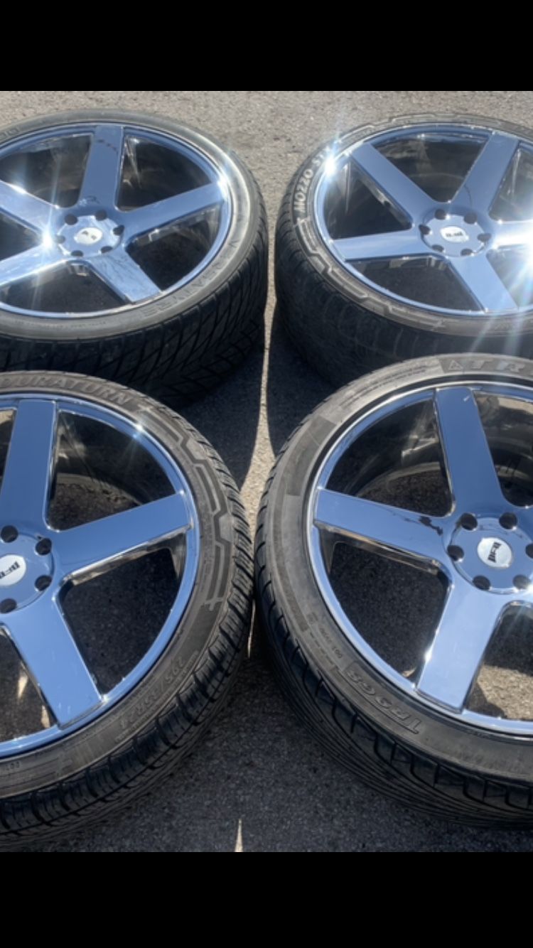 Cheap price!!! $850 total for this complete set! 24” chrome DFD Baller ...