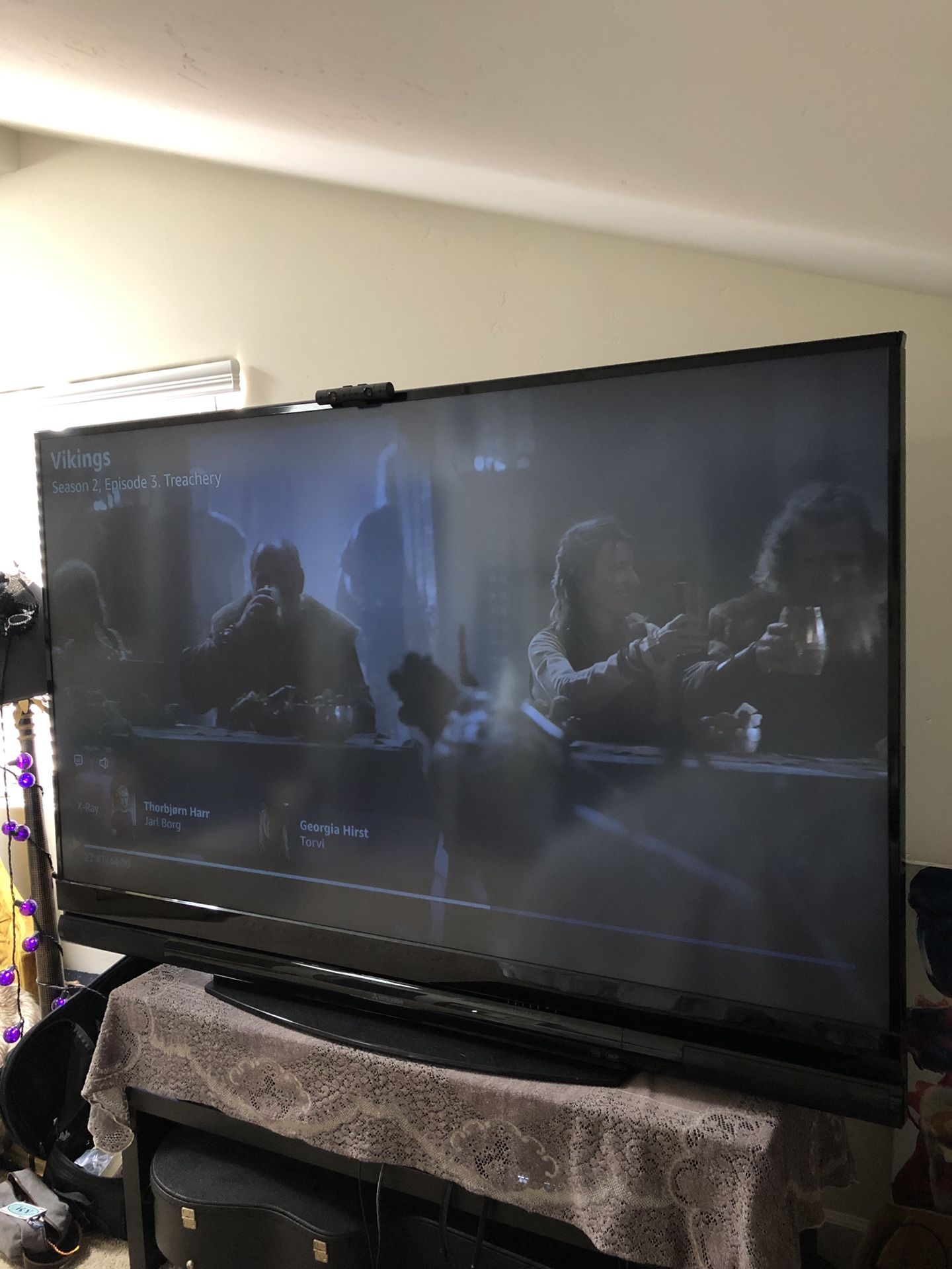 Huge Cinema HDTV - 82” Mitsubishi Projection Flat Screen for Sale in ...