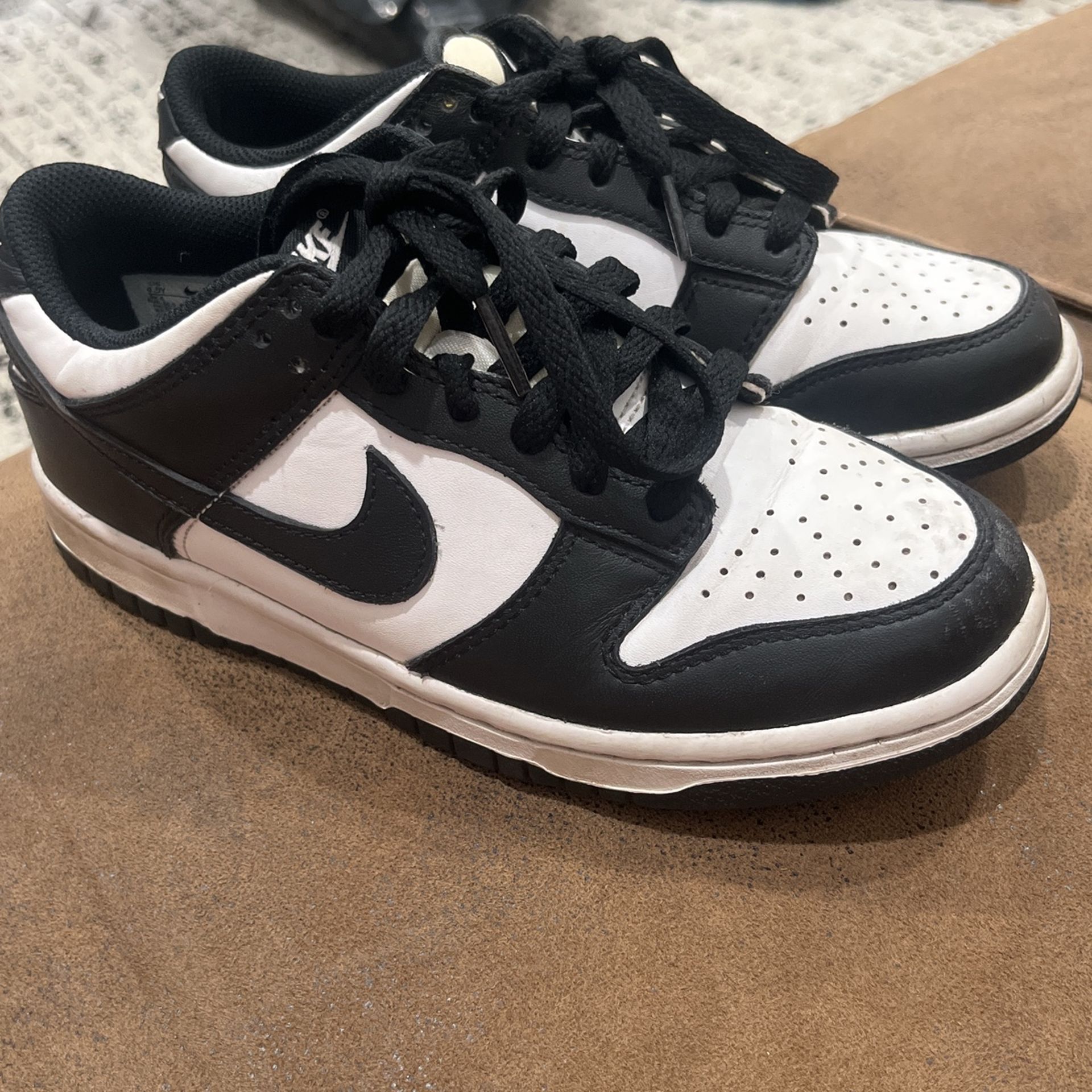 Nike Pandas for Sale in San Bernardino, CA - OfferUp