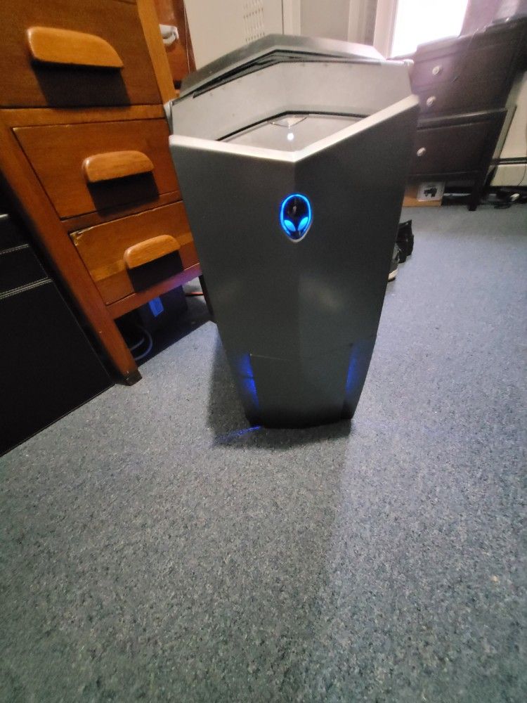 Alienware Area 51 for Sale in Woonsocket, RI - OfferUp