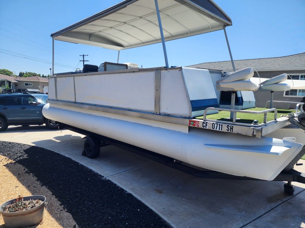 1985 Kayot Admiral Limited 24 Foot Pontoon Boat for Sale in Chula Vista ...