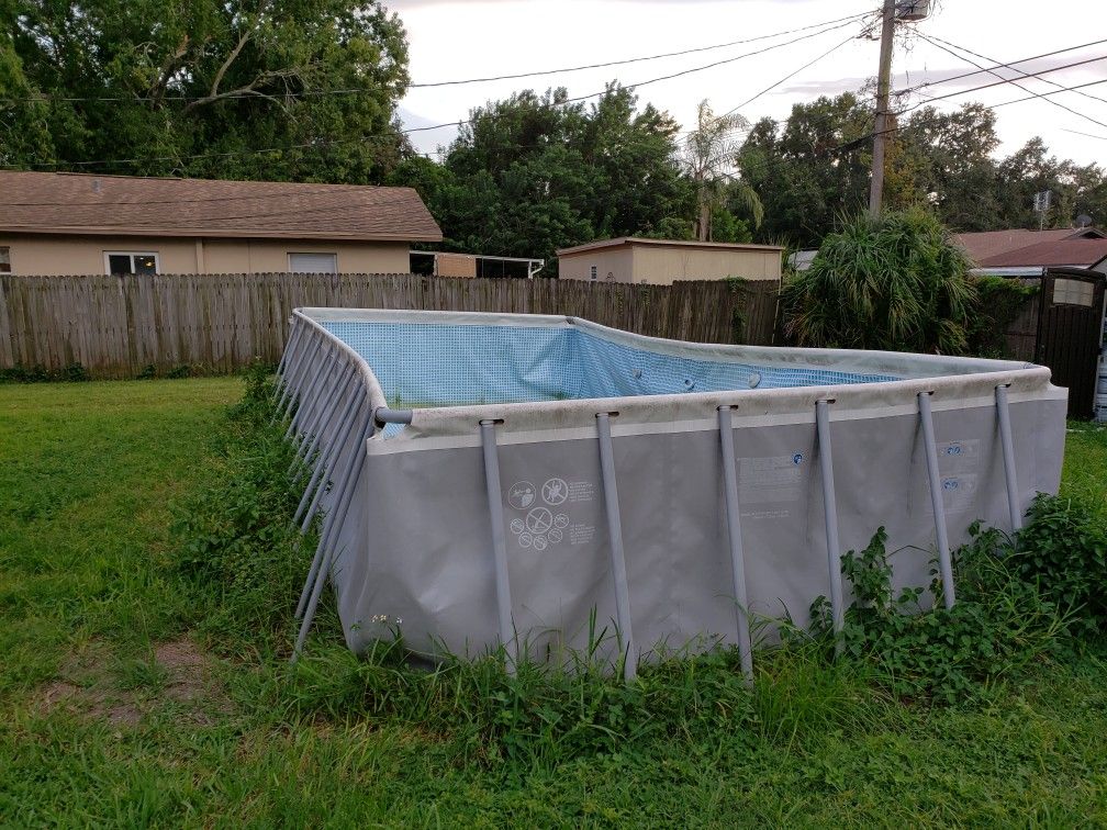 Free pool. 9x18 intex. Pump works. for Sale in Largo, FL - OfferUp