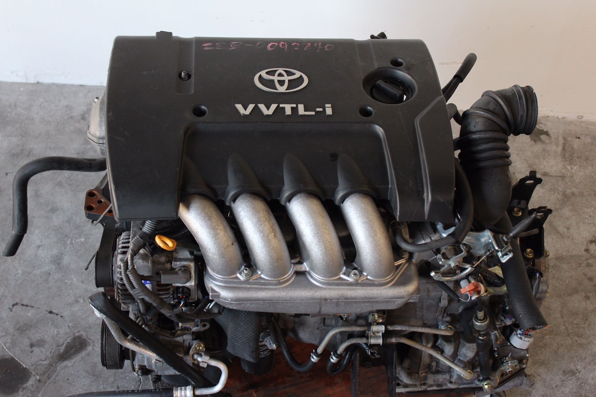 JDM 00 05 TOYOTA 2ZZ 2ZZGE Matrix Corolla XRS 1.8L Celica GTS Engine ...