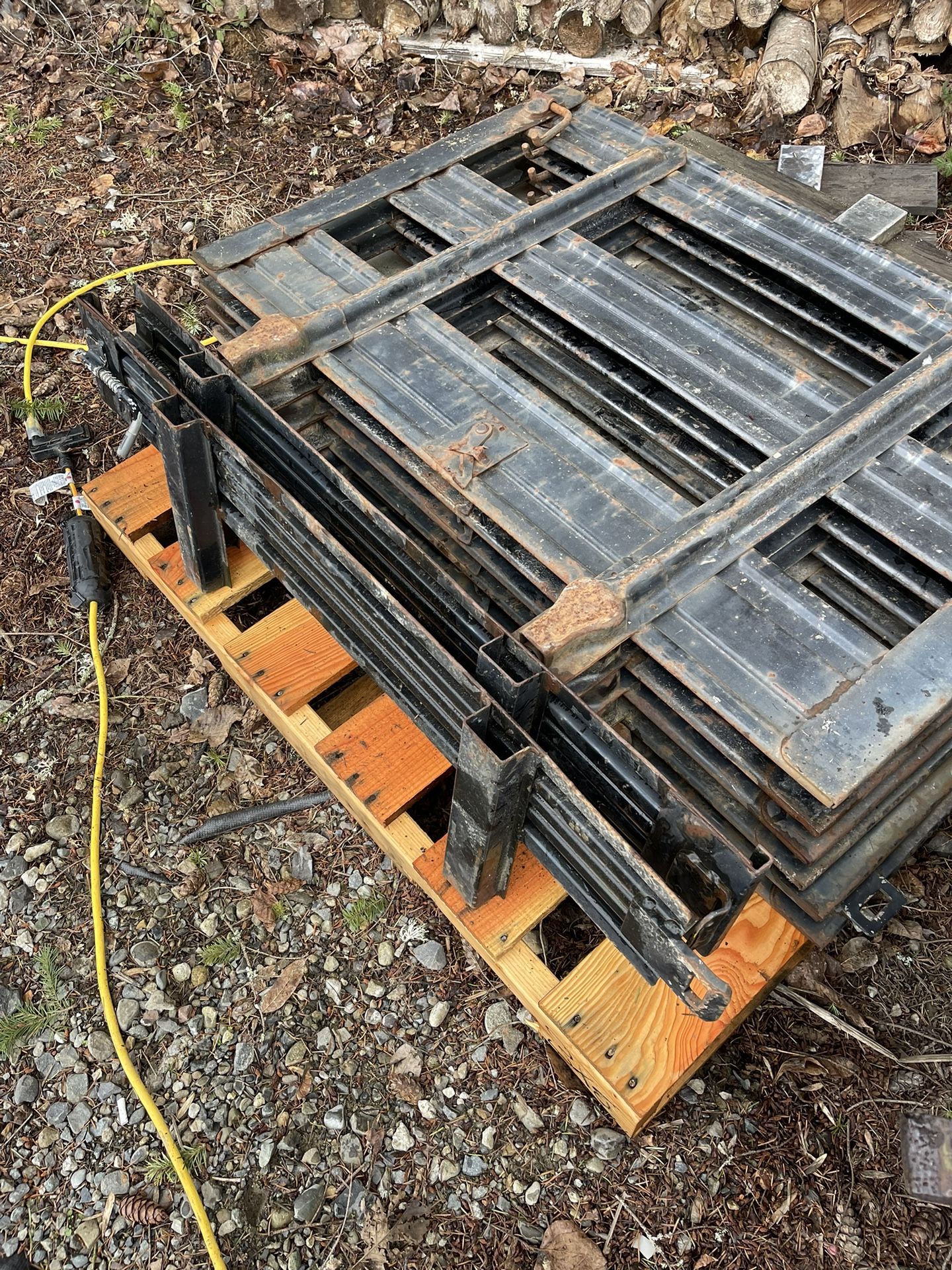 Metal Sideboards For Flatbed Truck for Sale in Tacoma, WA - OfferUp