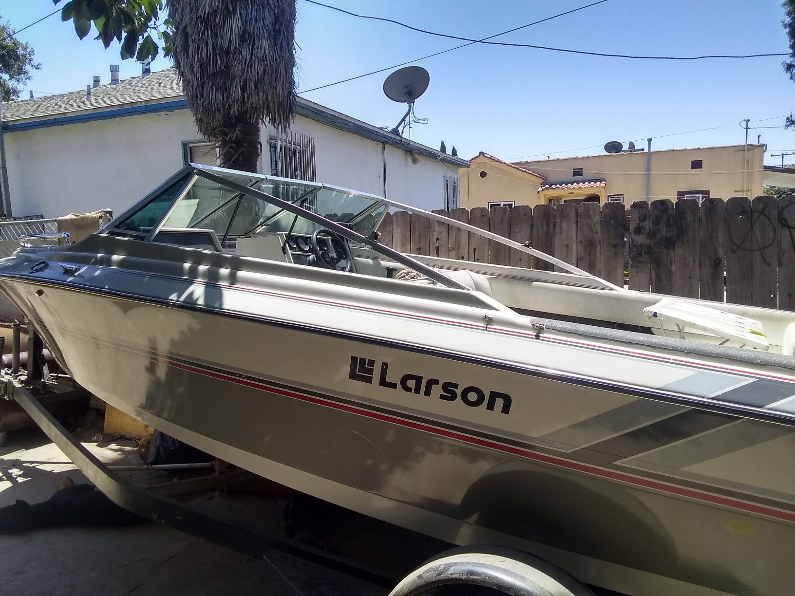 Larson boat 89 for Sale in Paramount, CA - OfferUp