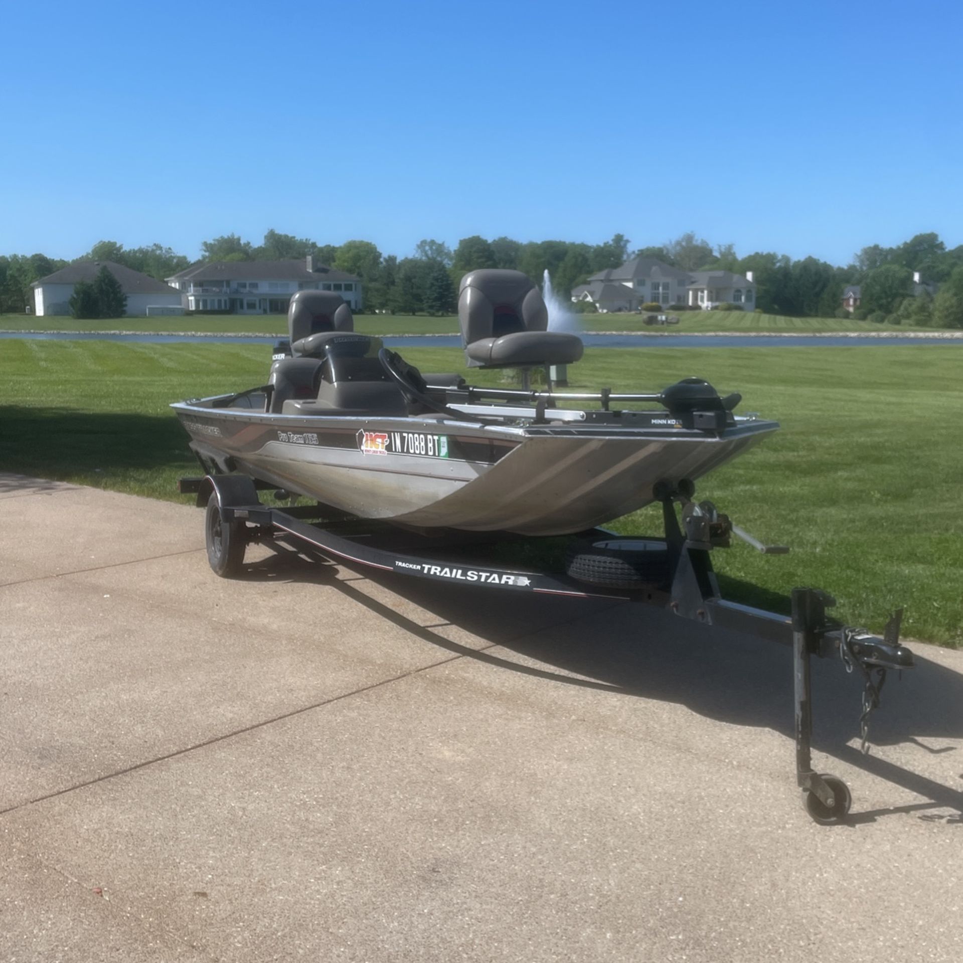 1998 Tracker Pro Series 125 Tracker for Sale in Greenwood, IN - OfferUp