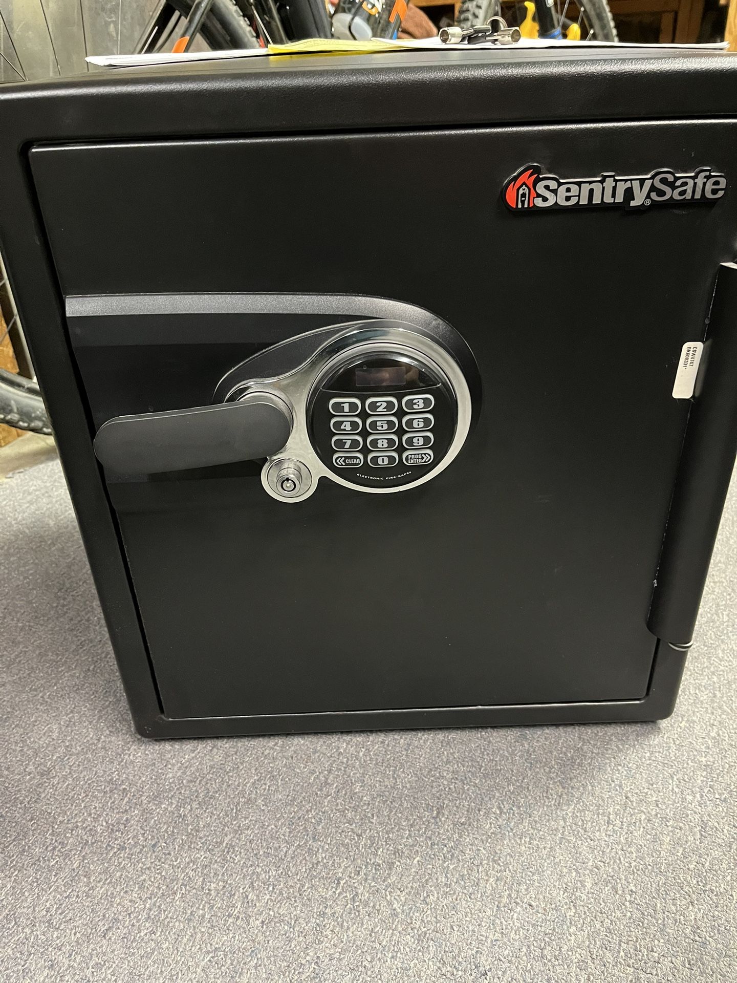 Sentry Safe With Electronic Lock for Sale in Corona, CA - OfferUp