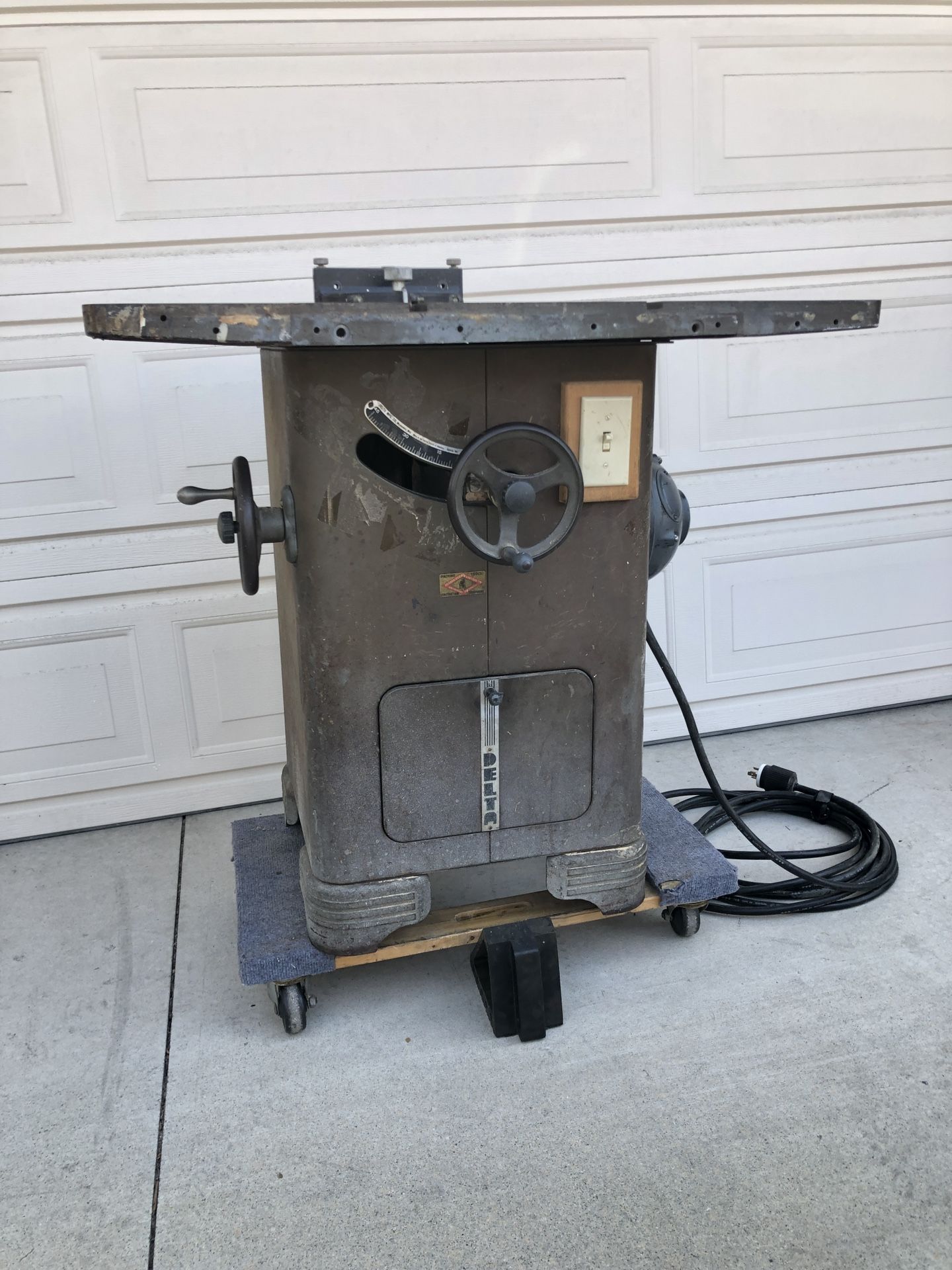 1939 Delta Four Footer Unisaw #C181 for Sale in Huntington Beach, CA ...